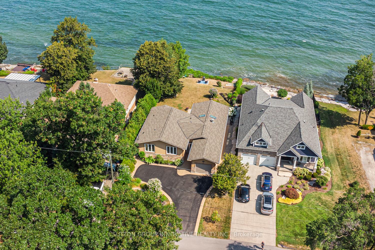 38 Lakeside Drive, Grimsby, ON L3M 2L2