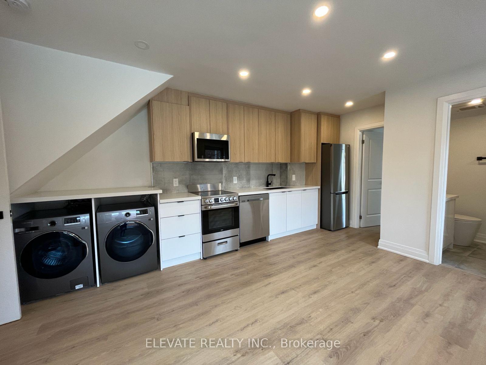 38 Lightbourn Avenue, Toronto, ON M6H 3P3