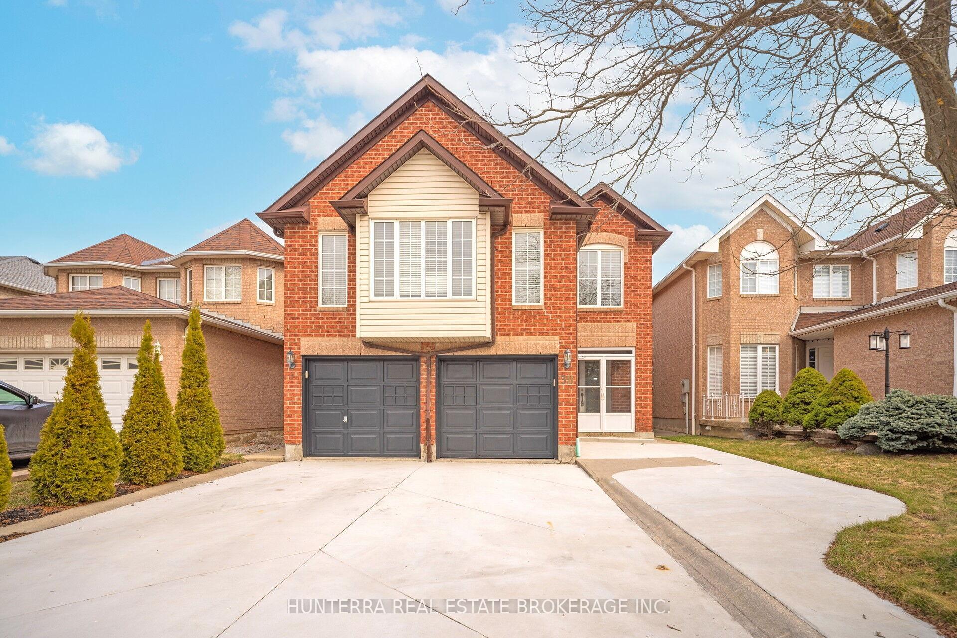 38 Pebblestone Circle, Brampton, ON L6X 4N2