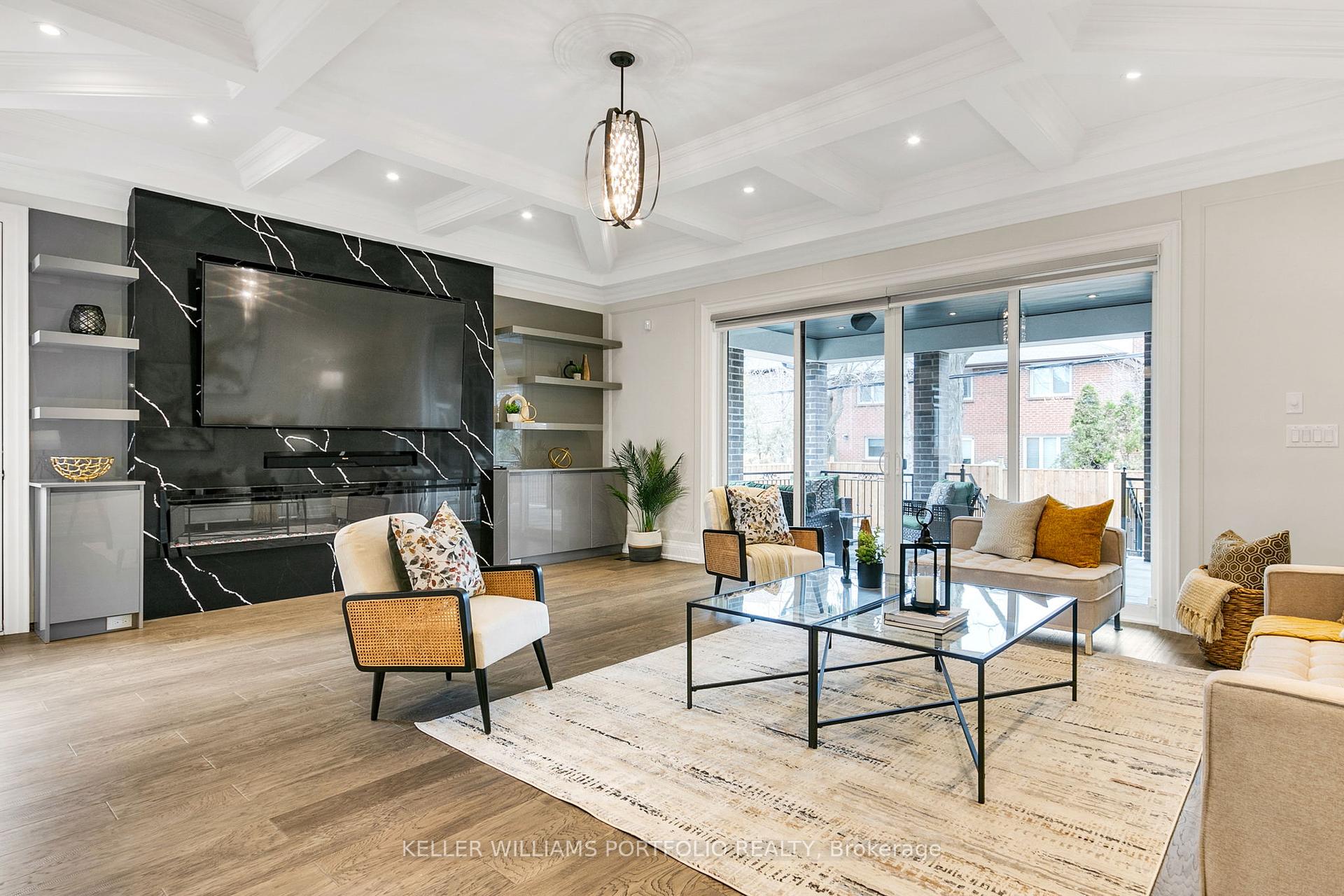 38 Smithwood Drive, Toronto, ON M9B 4R9