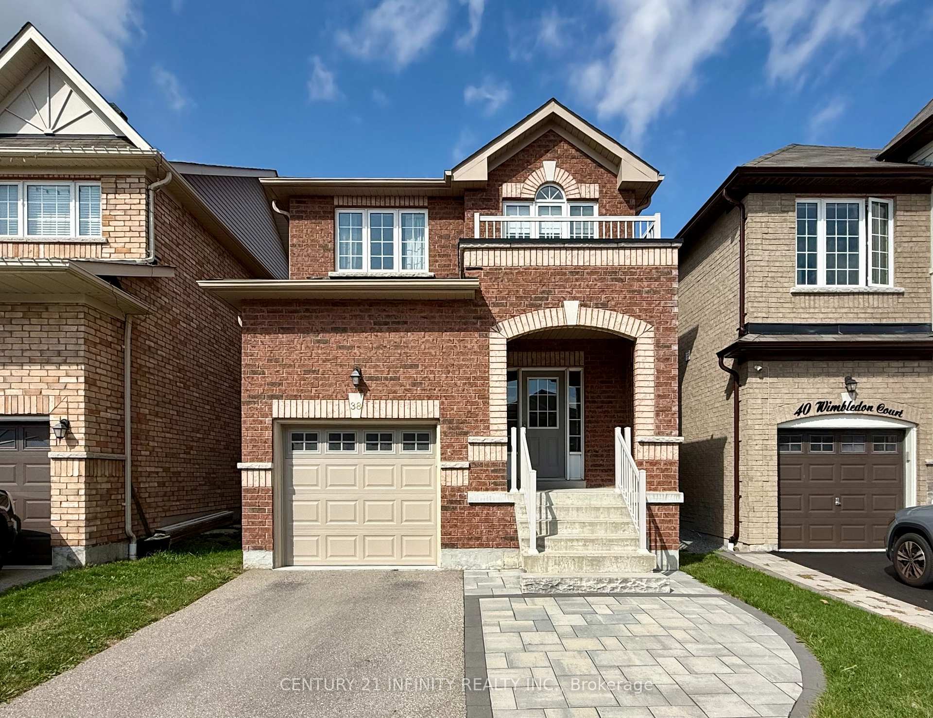 38 Wimbledon Court, Whitby, ON L1P 0B7