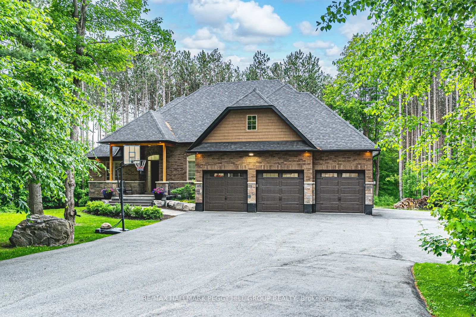 38 Windermere Circle, Tay, ON L4R 0C3