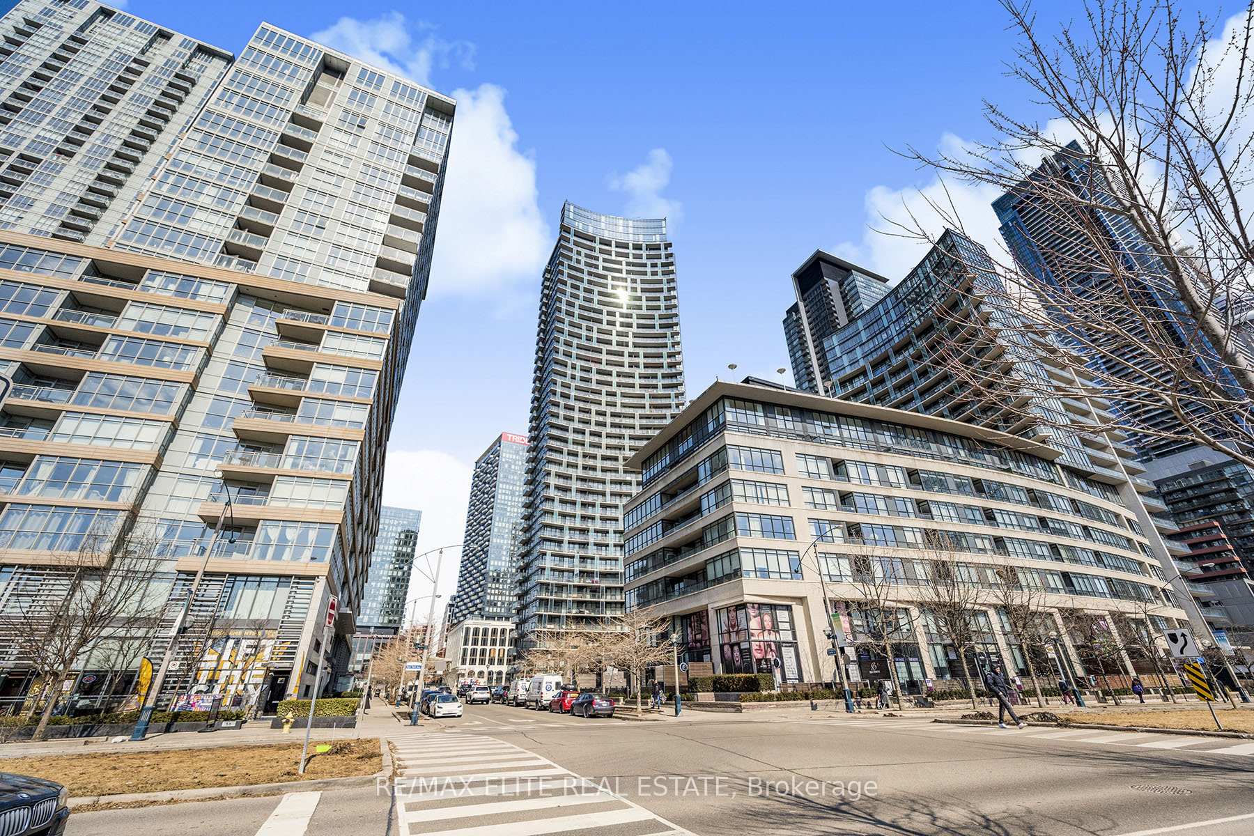 3805 - 25 Capreol Court, Toronto, ON M5V 3Z7
