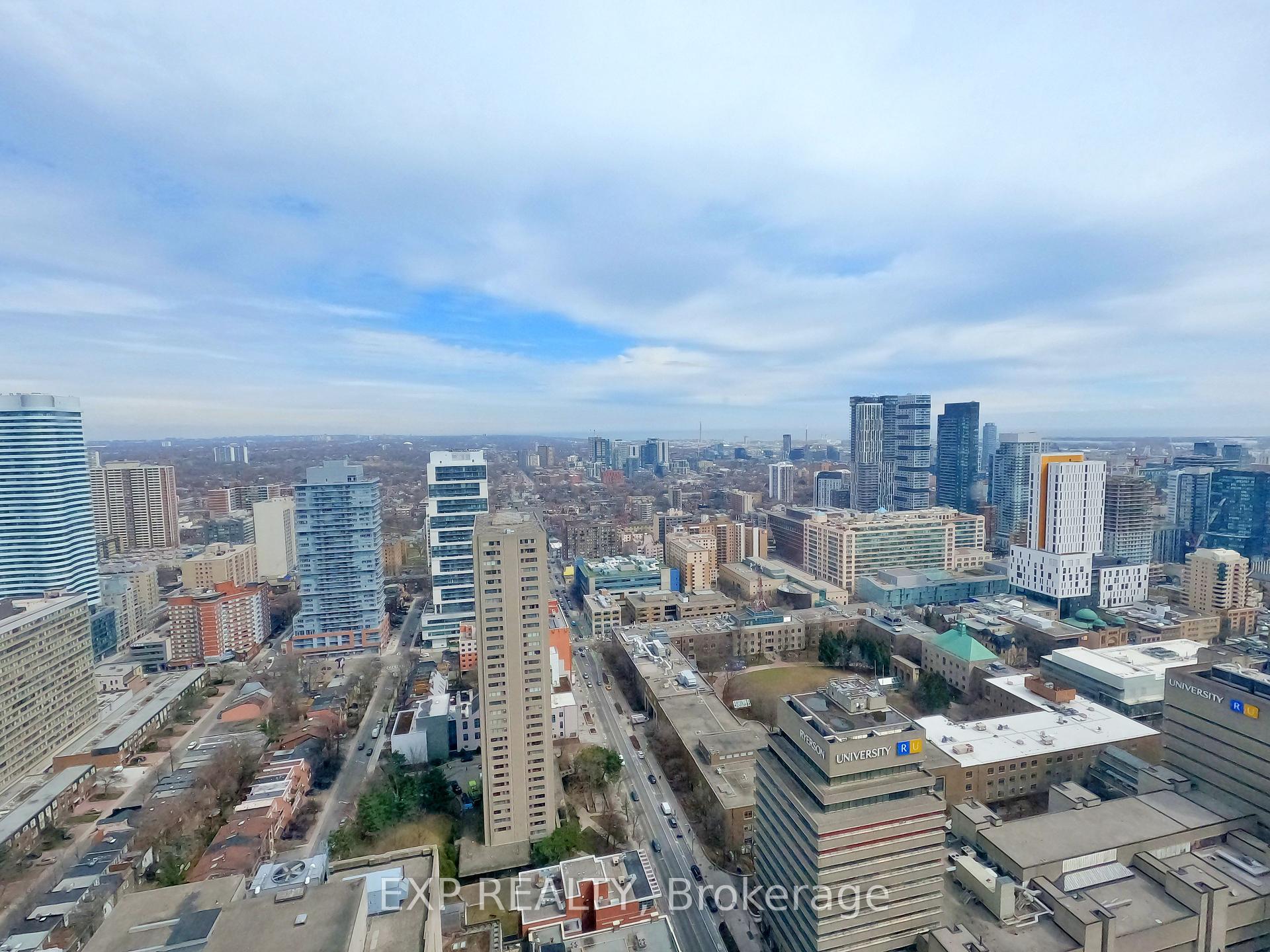 3806 - 386 Yonge Street, Toronto, ON M5B 0A5