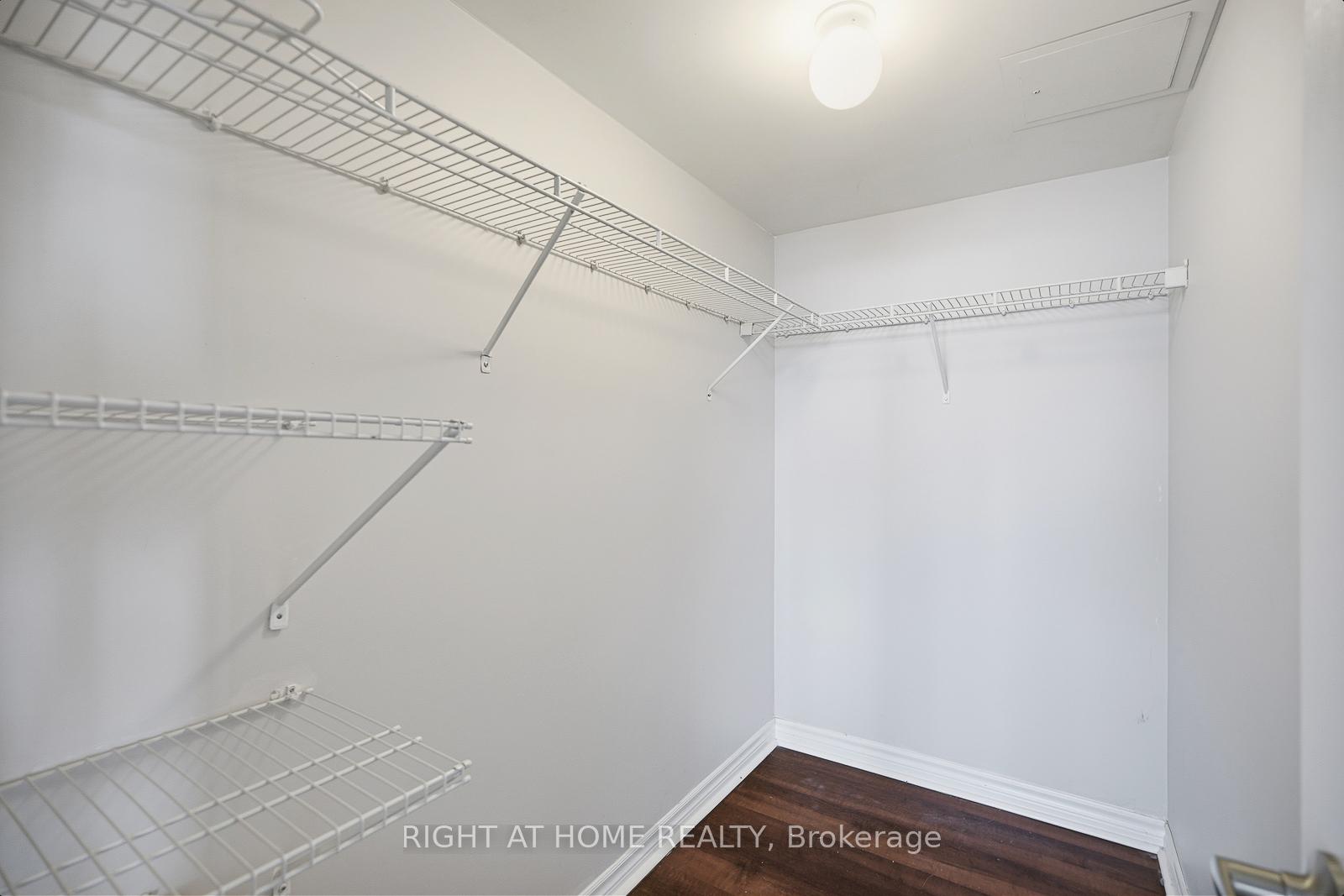 3811 - 19 Grand Trunk Crescent, Toronto, ON M5J 3A3