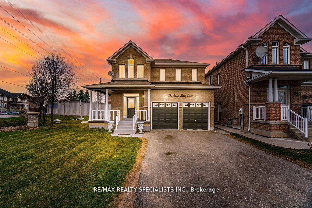 383 Queen Mary Drive, Brampton, ON L7A 3T1