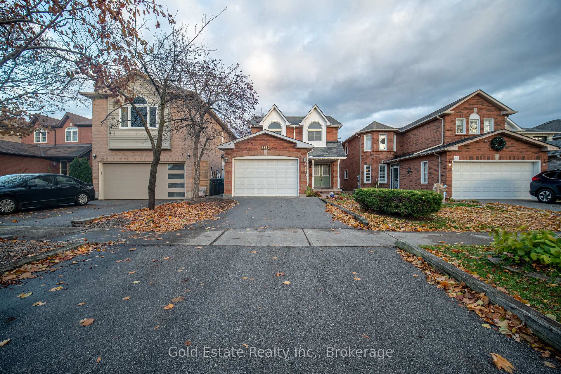 3850 Cedar Hedge Rise, Mississauga, ON L5N 6X2