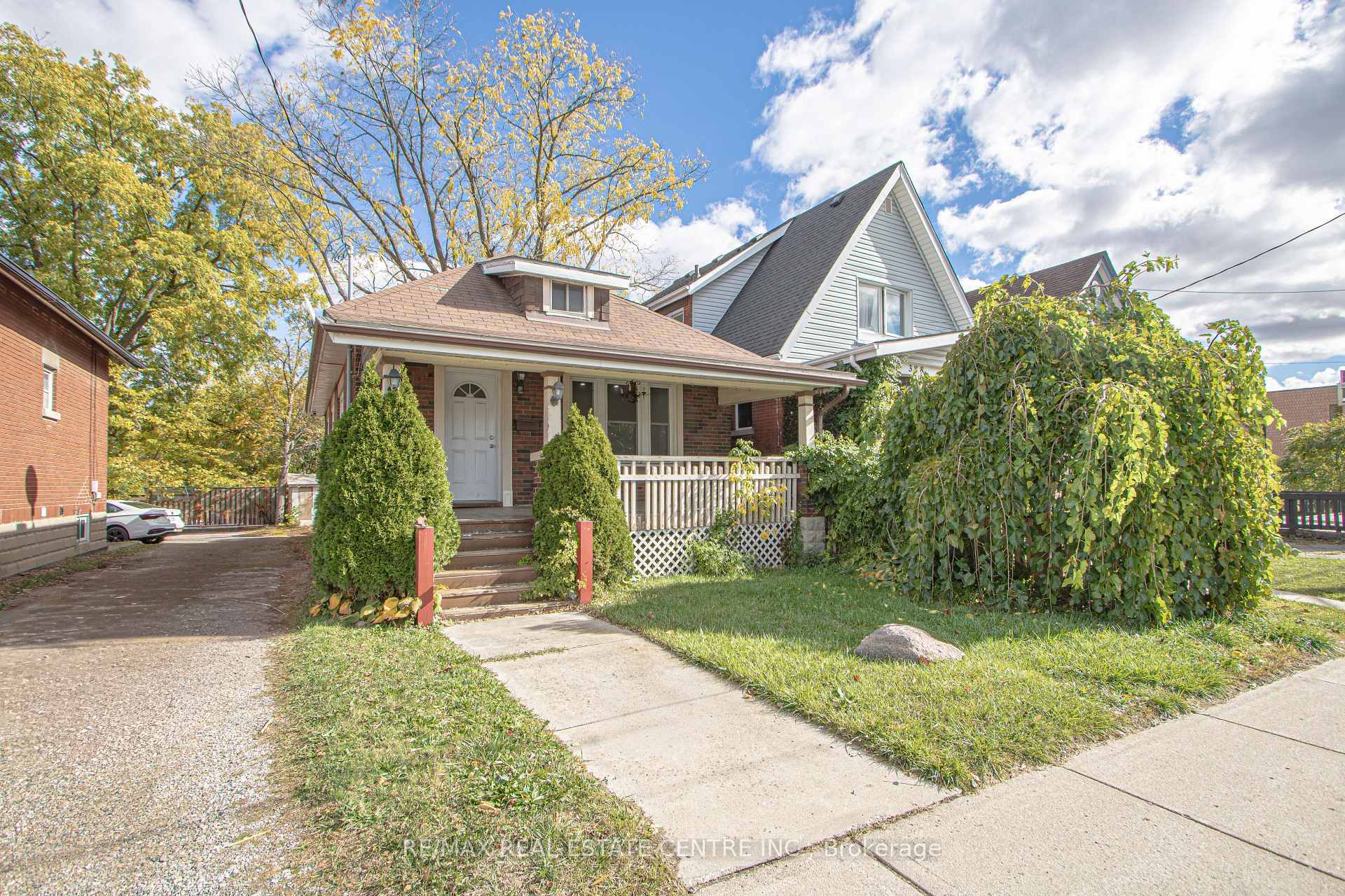 386 Wharncliffe Road S, London South, ON N6J 2M1