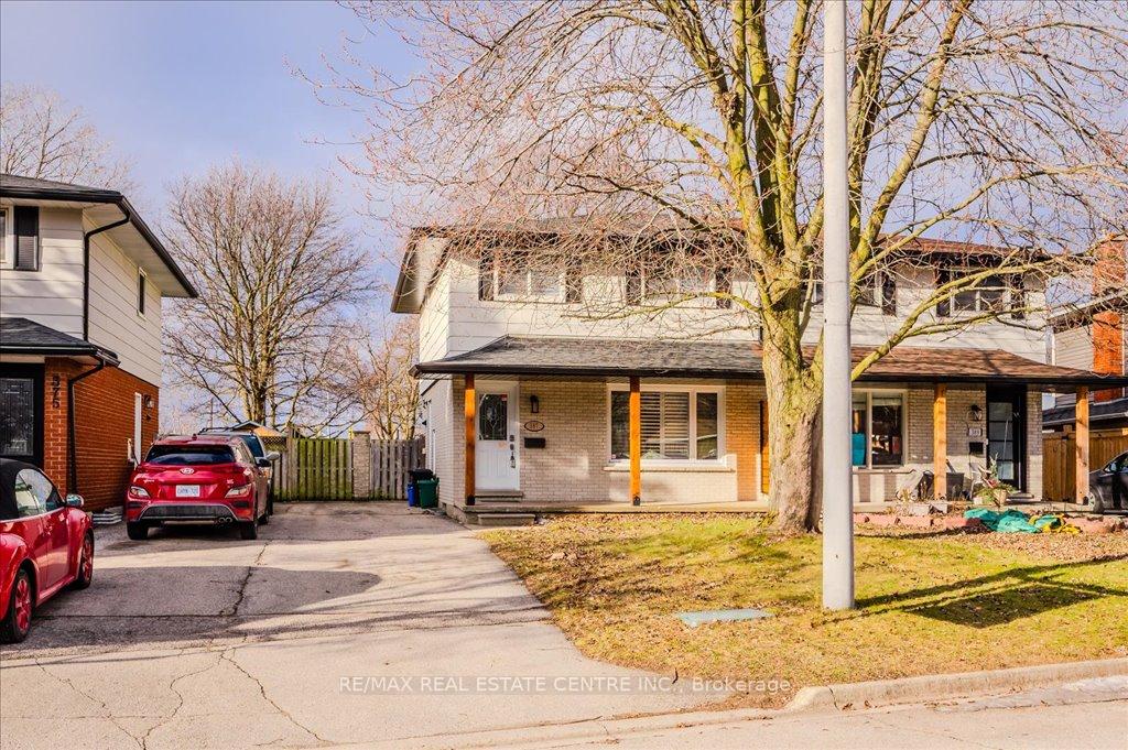 387 Cyrus Street, Cambridge, ON N3H 1H2