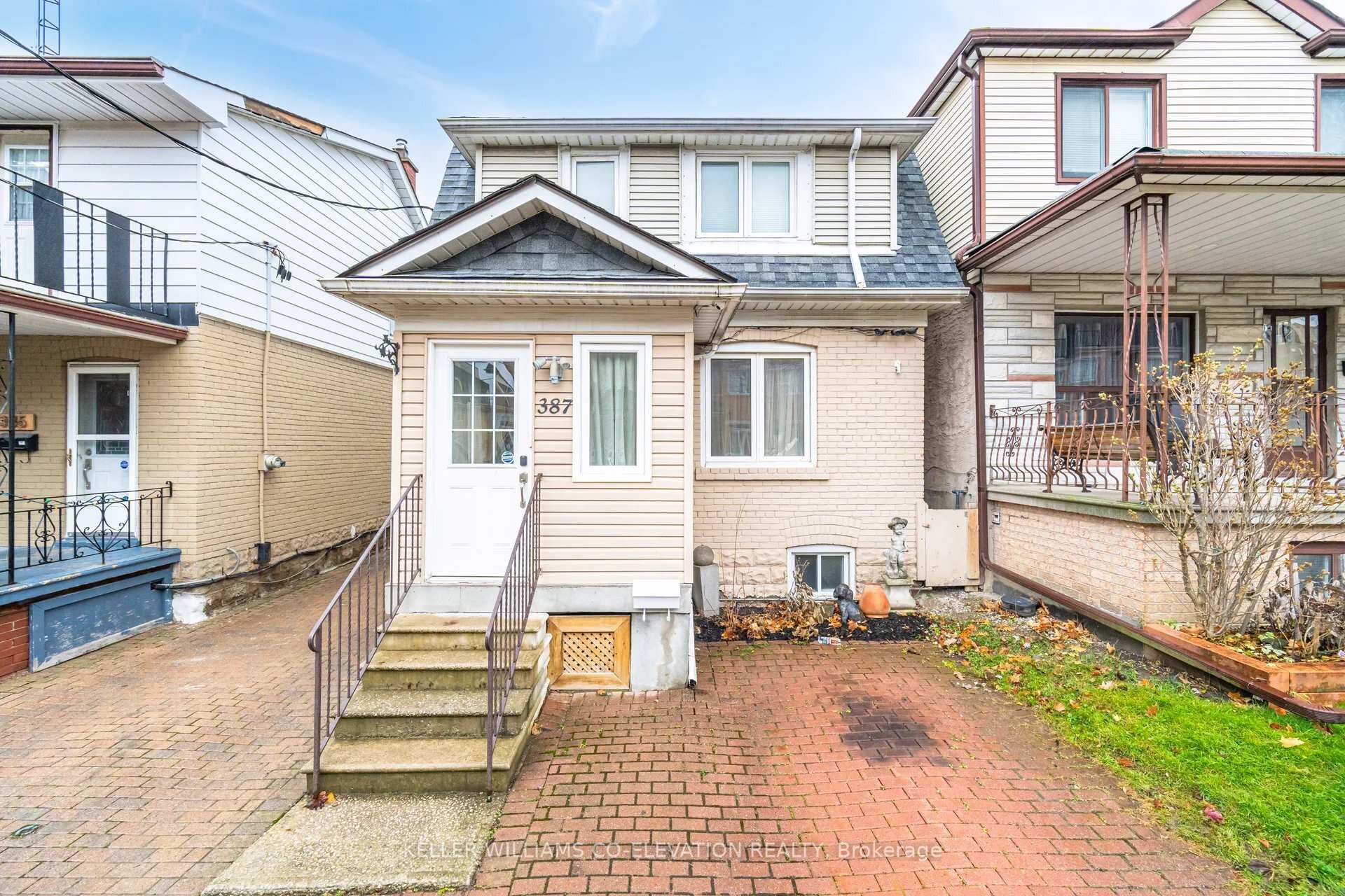 387 Hopewell Avenue, Toronto, ON M6E 2S1