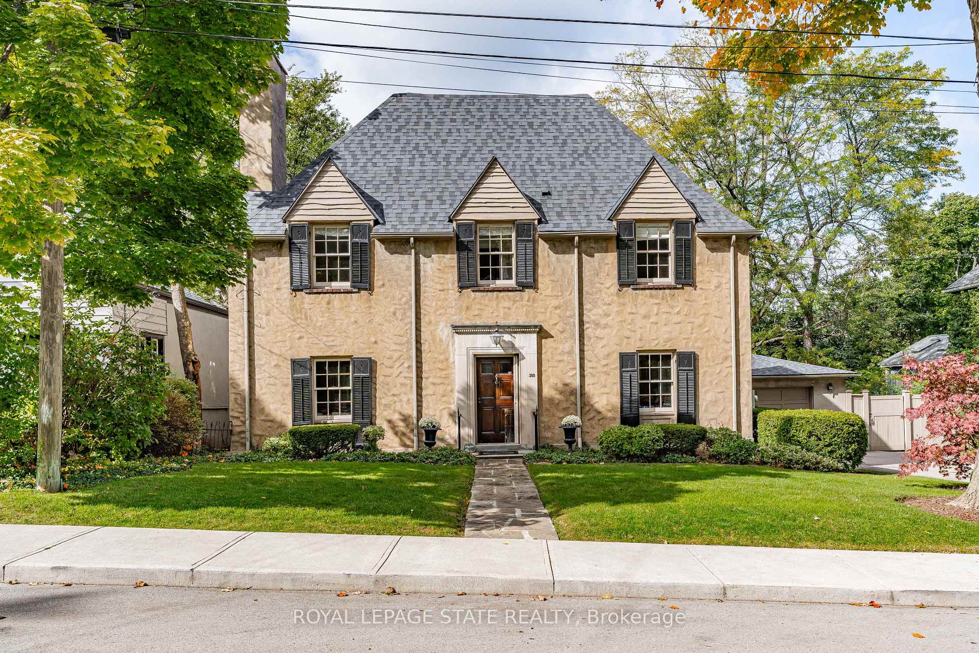 388 Hess Street S, Hamilton, ON L8P 3R1