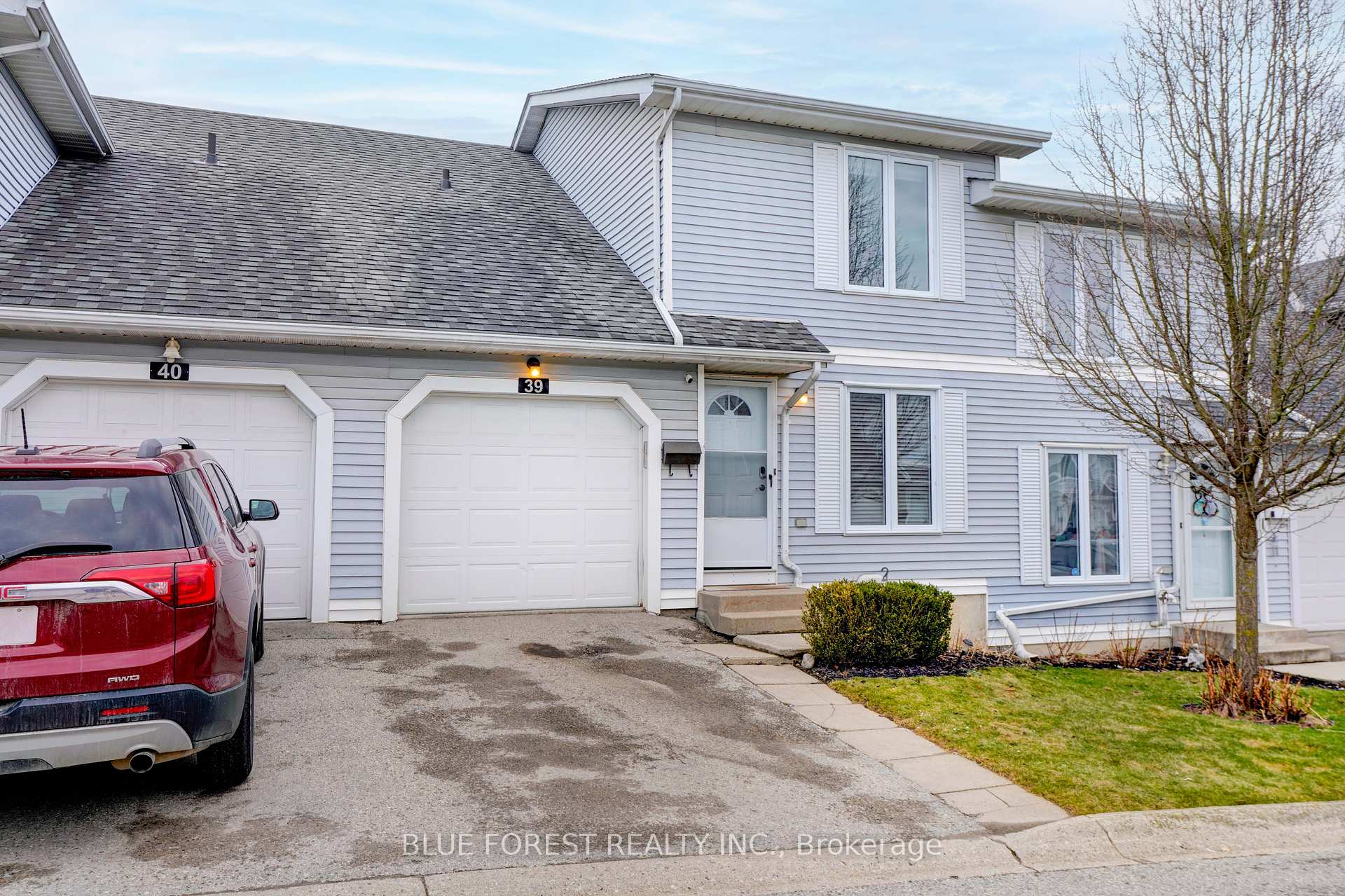 39 - 120 Centre Street, London South, ON N6J 4X4