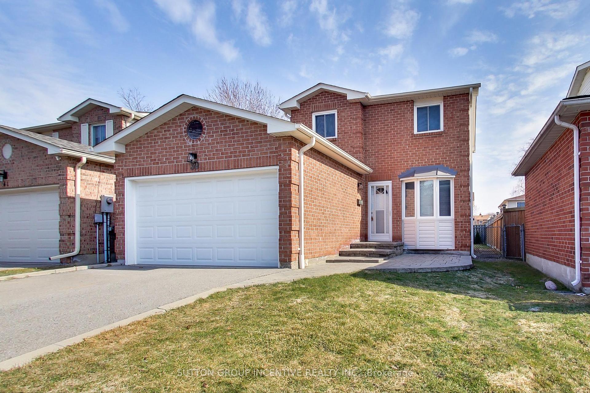 39 Cassander Crescent, Brampton, ON L6Z 1Z5