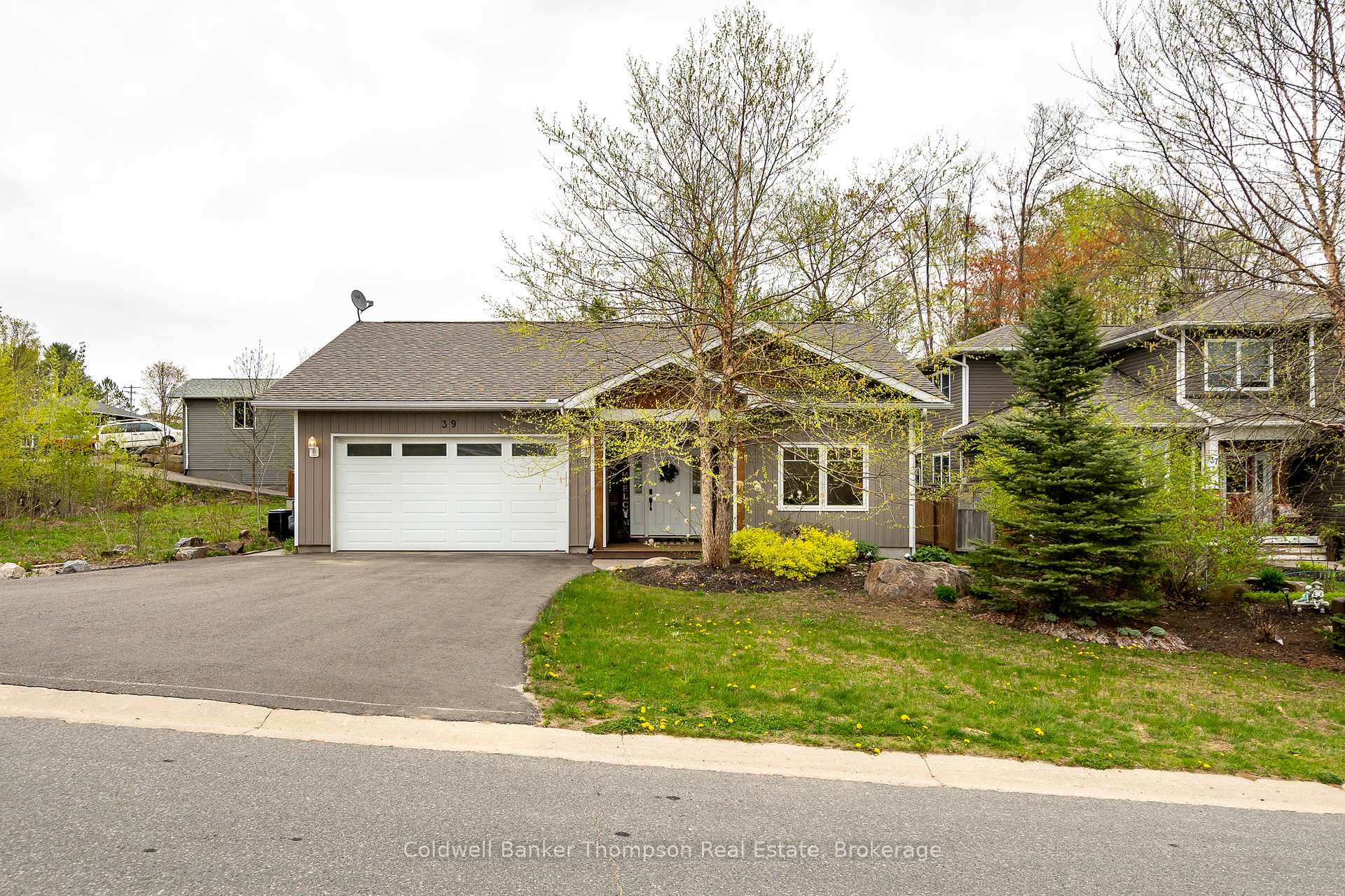 39 Goodwin Drive, Huntsville, ON P1H 2R3