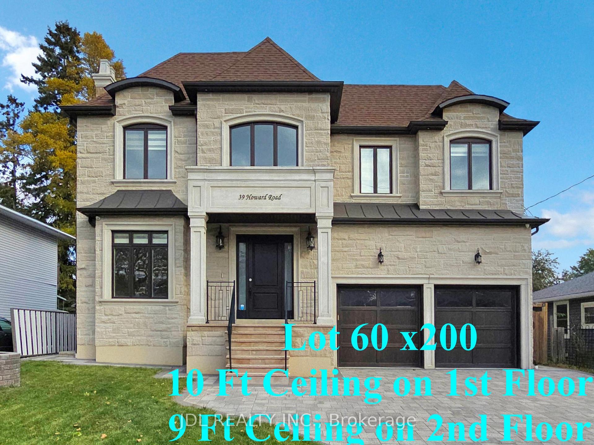 39 Howard Road, Newmarket, ON L3Y 3G6