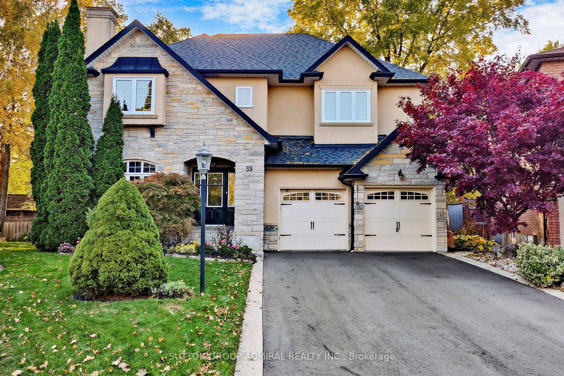 39 Josie Drive, Richmond Hill, ON L4C 7C1