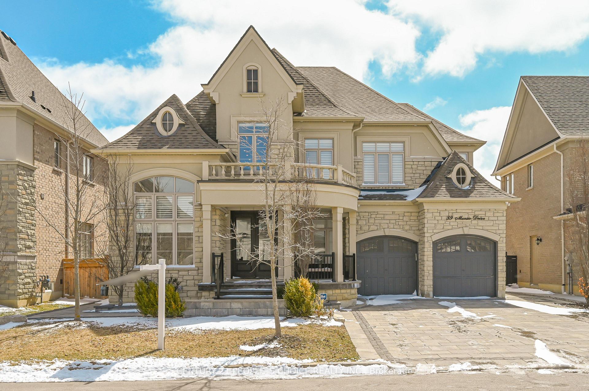 39 Munsie Drive, King, ON L7B 0N8