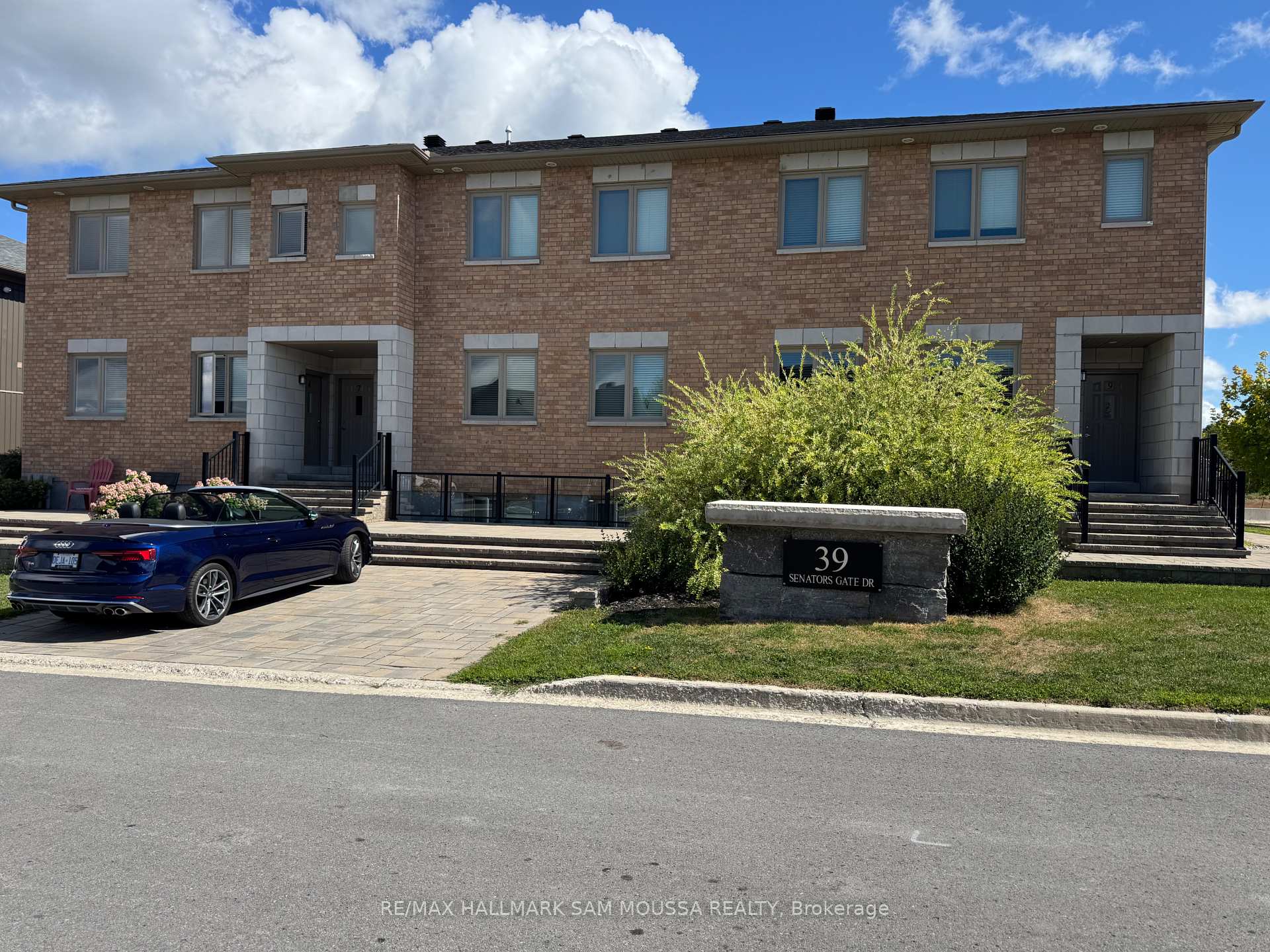 6 - 39 Senators Gate Drive, Perth, ON K7H 0B5