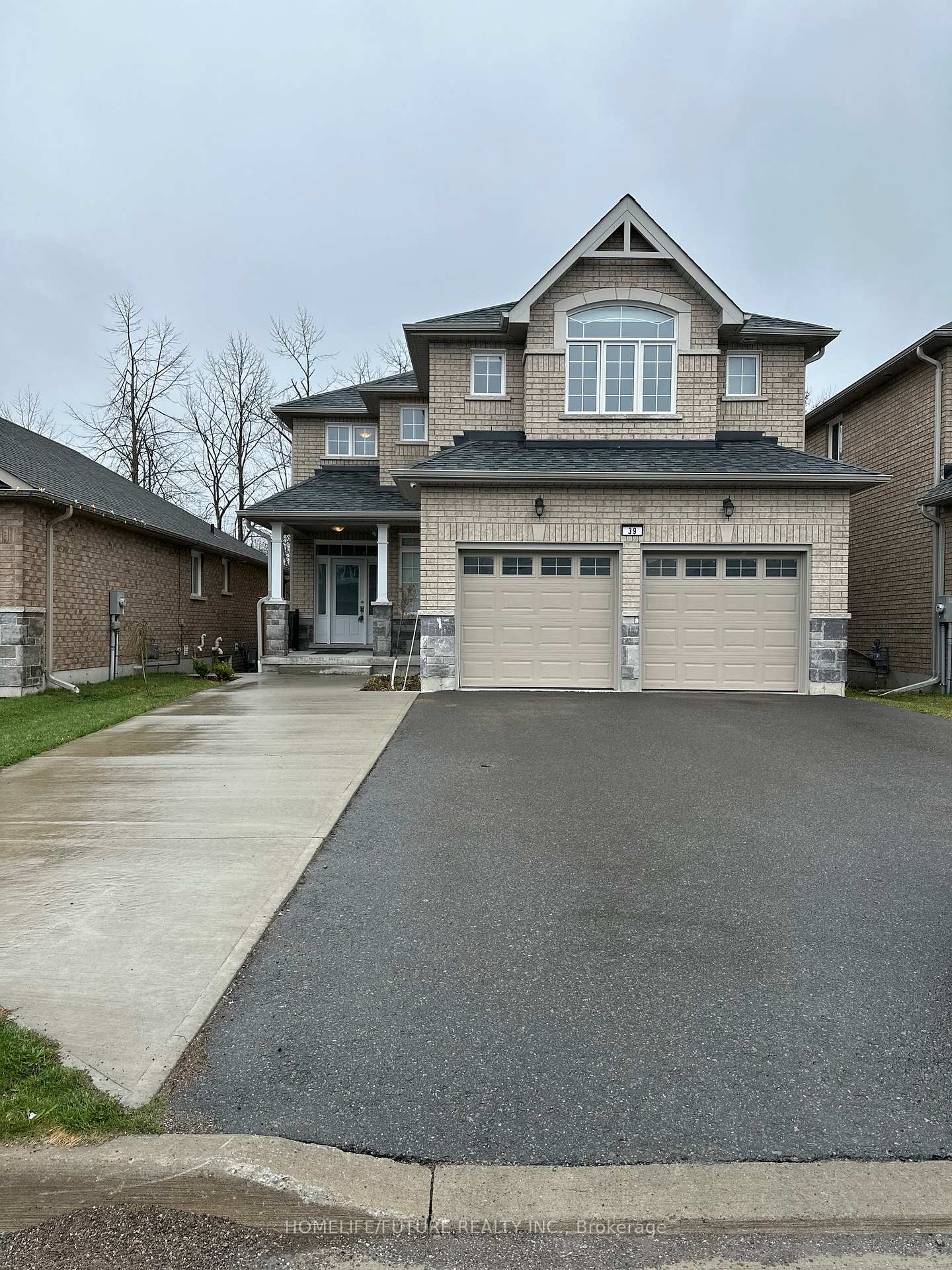 39 Summer Lane, Selwyn, ON K9L 0G4