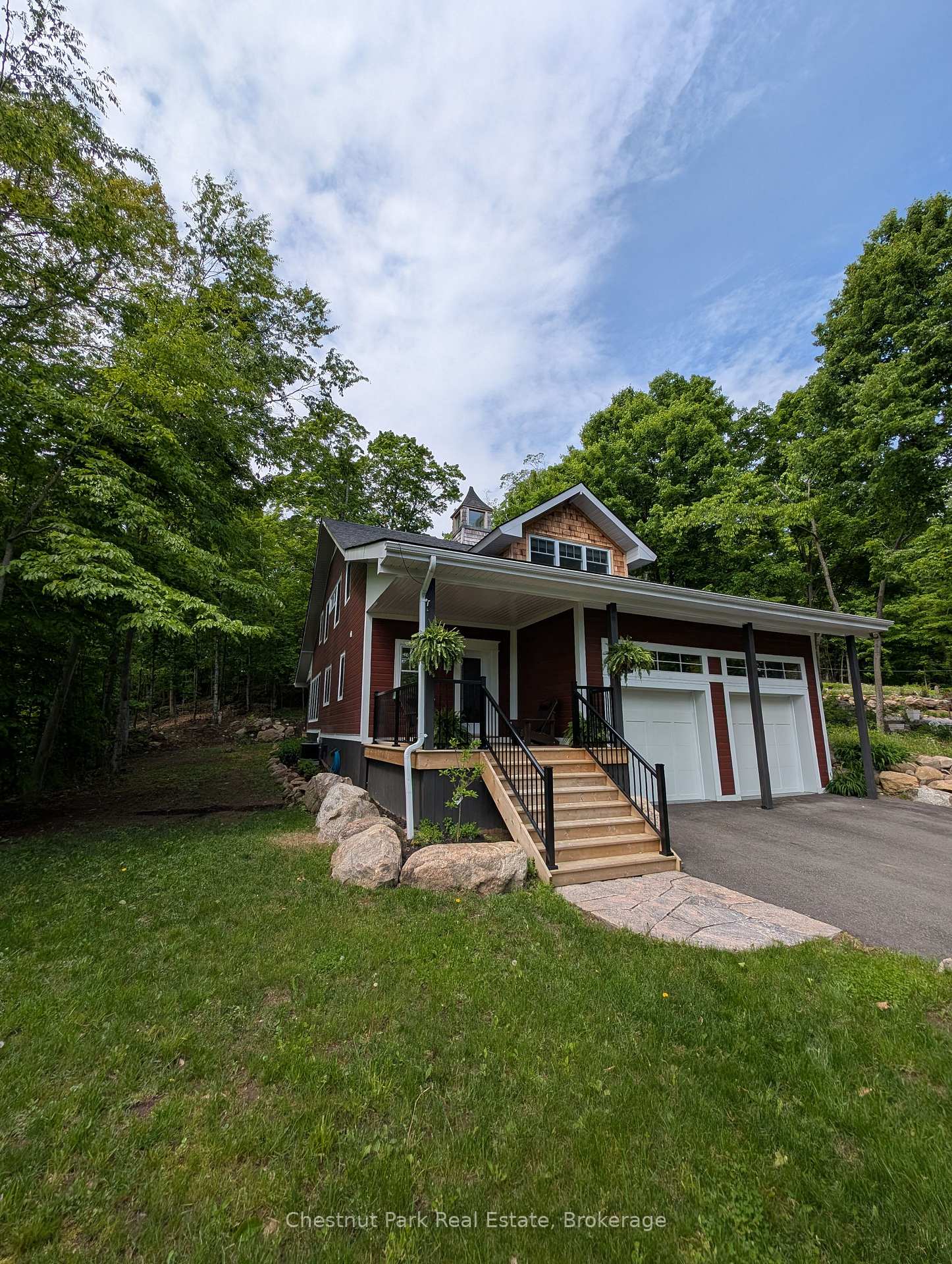 39 Todholm Drive, Muskoka Lakes, ON P0B 1J0