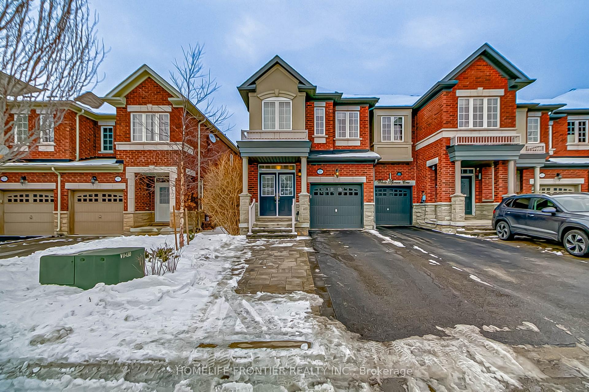 39 White Spruce Crescent, Vaughan, ON L6A 4C5