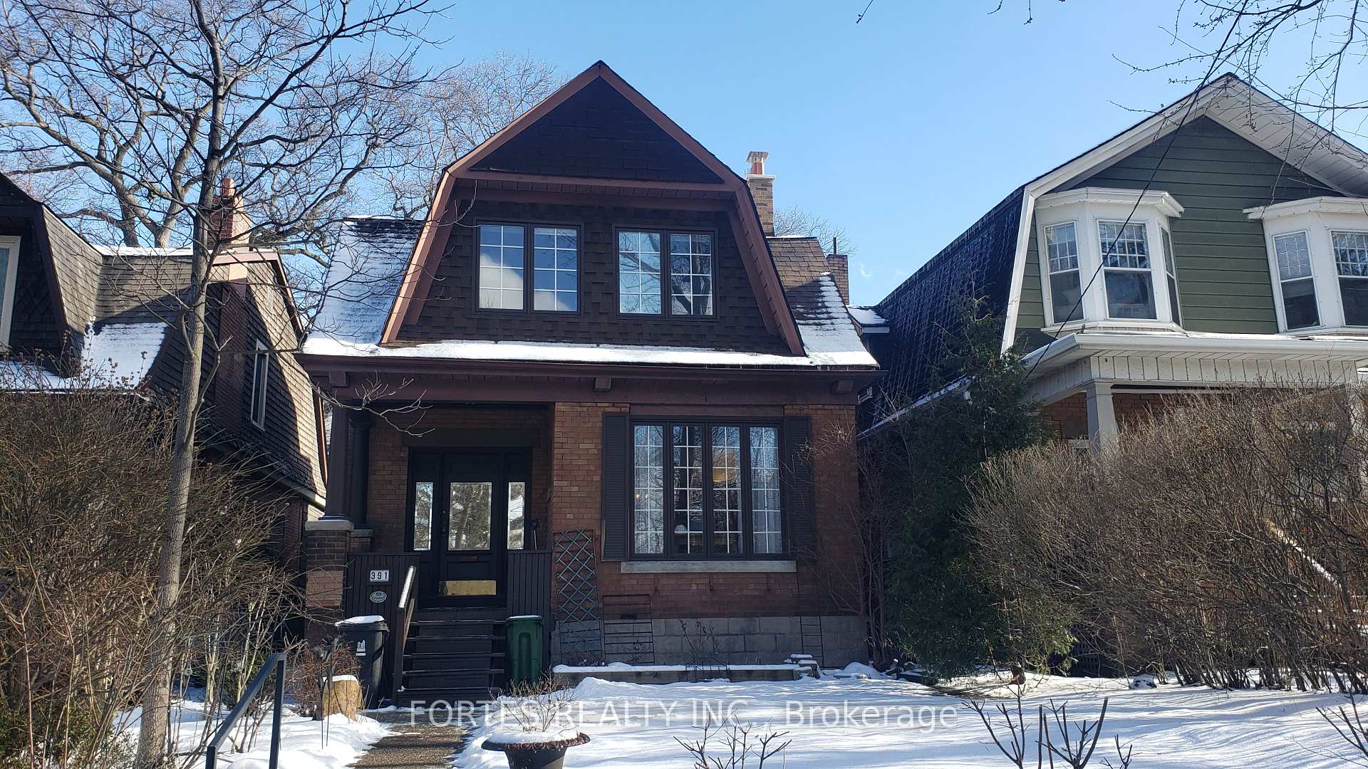 391 Parkside Drive, Toronto, ON M6R 2Z7