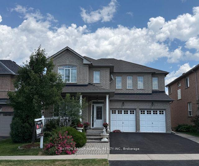 393 Coachwhip Trail, Newmarket, ON L3X 2R2