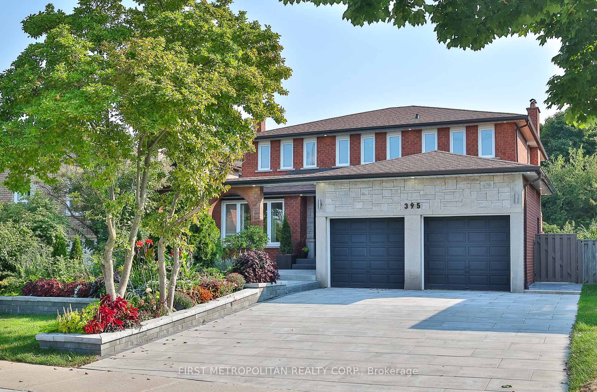 395 Morrish Road, Toronto, ON M1C 1E9