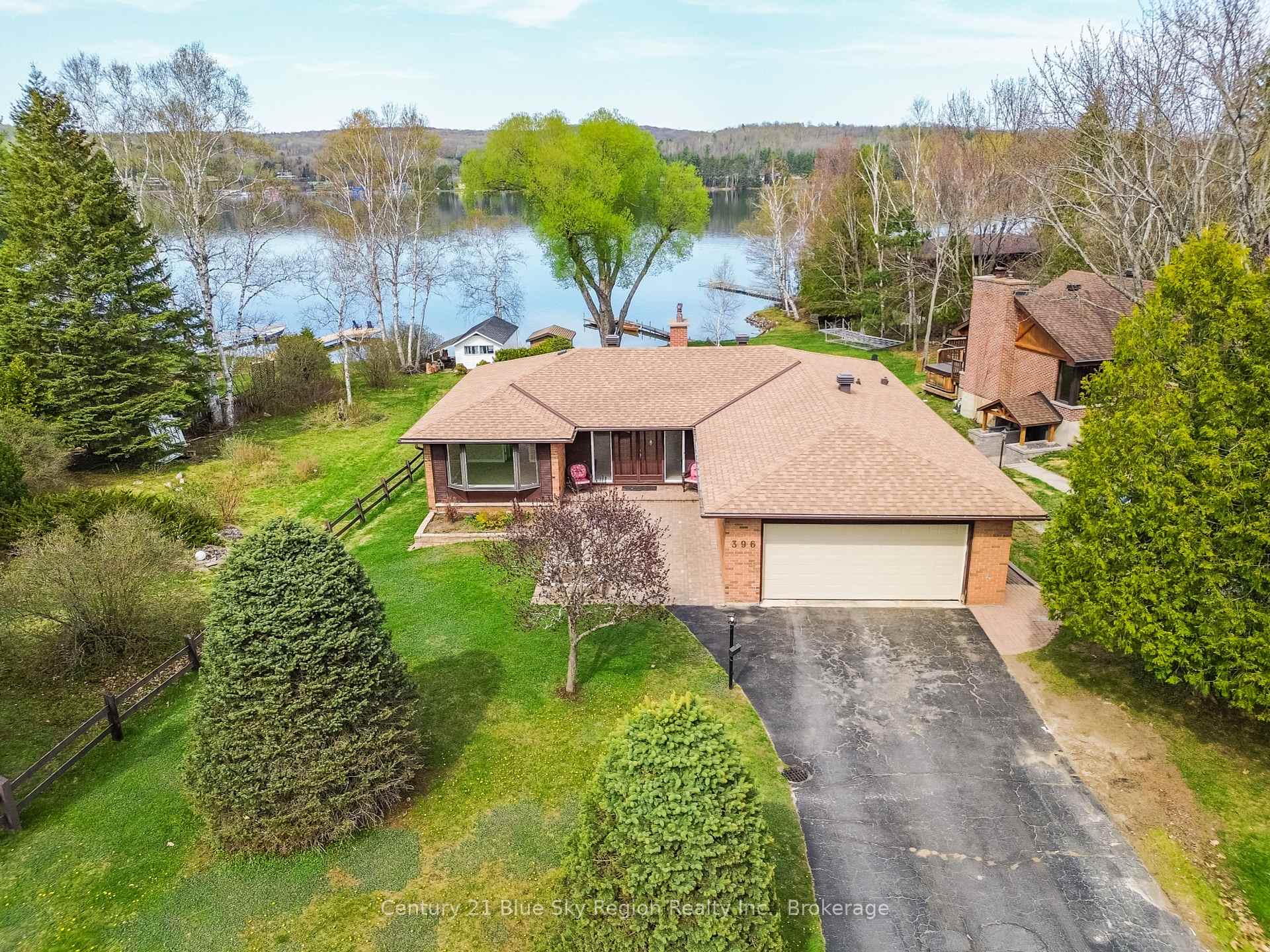 396 Lakeside Drive, North Bay, ON P1A 3E4