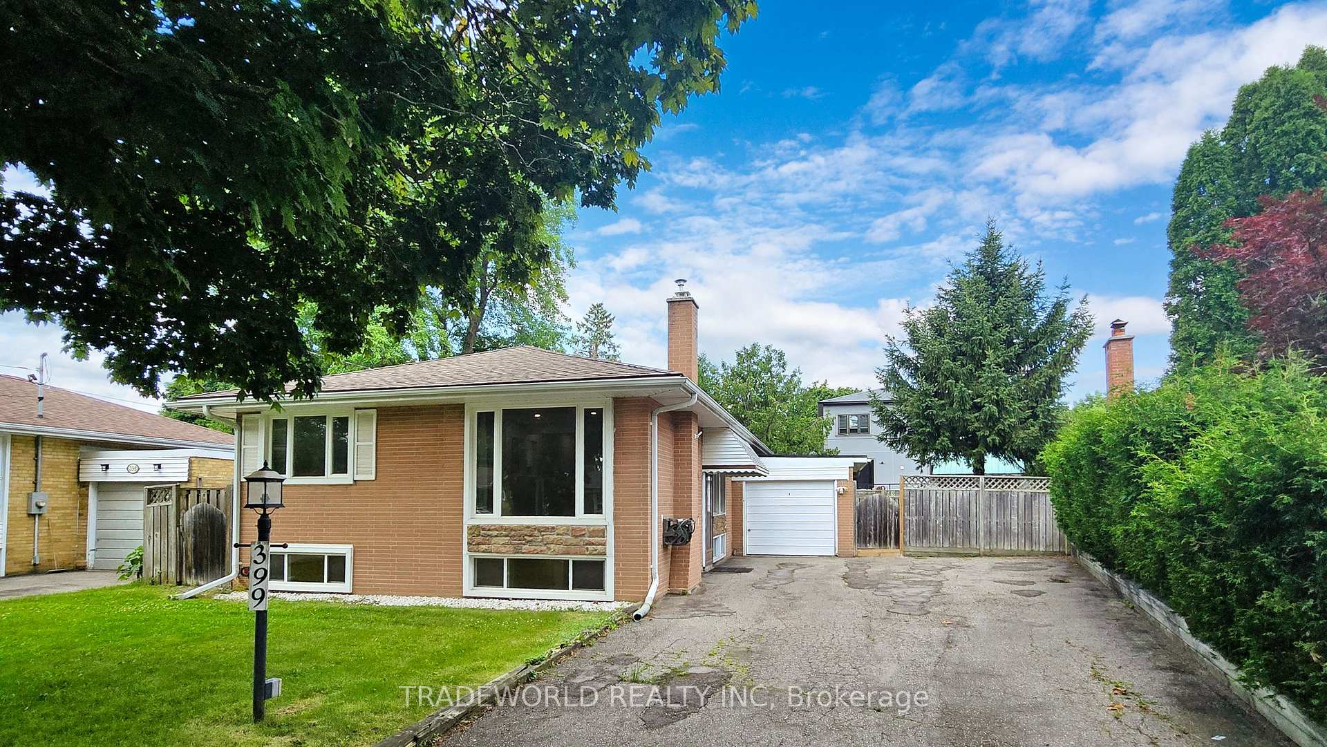 399 Allen Court, Richmond Hill, ON L4C 1G4