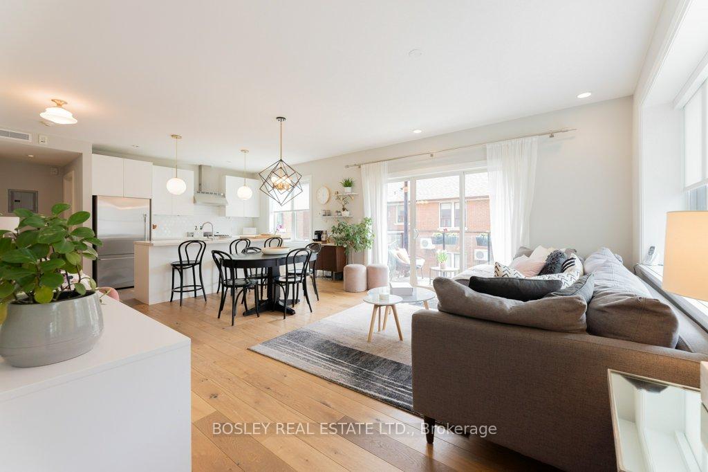 3A - 1733 Bathurst Street, Toronto, ON M5P 3K4