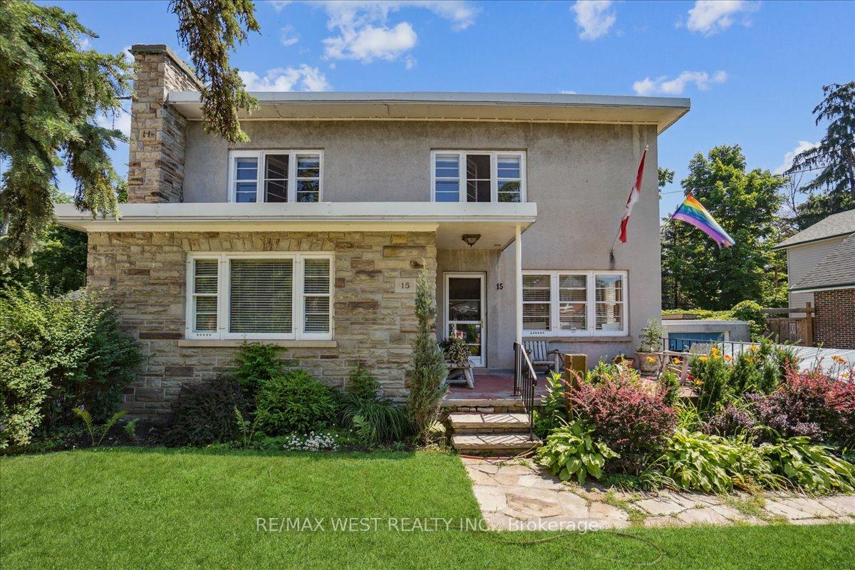 4 - 15 Parkside Drive, Barrie, ON L4N 1W7