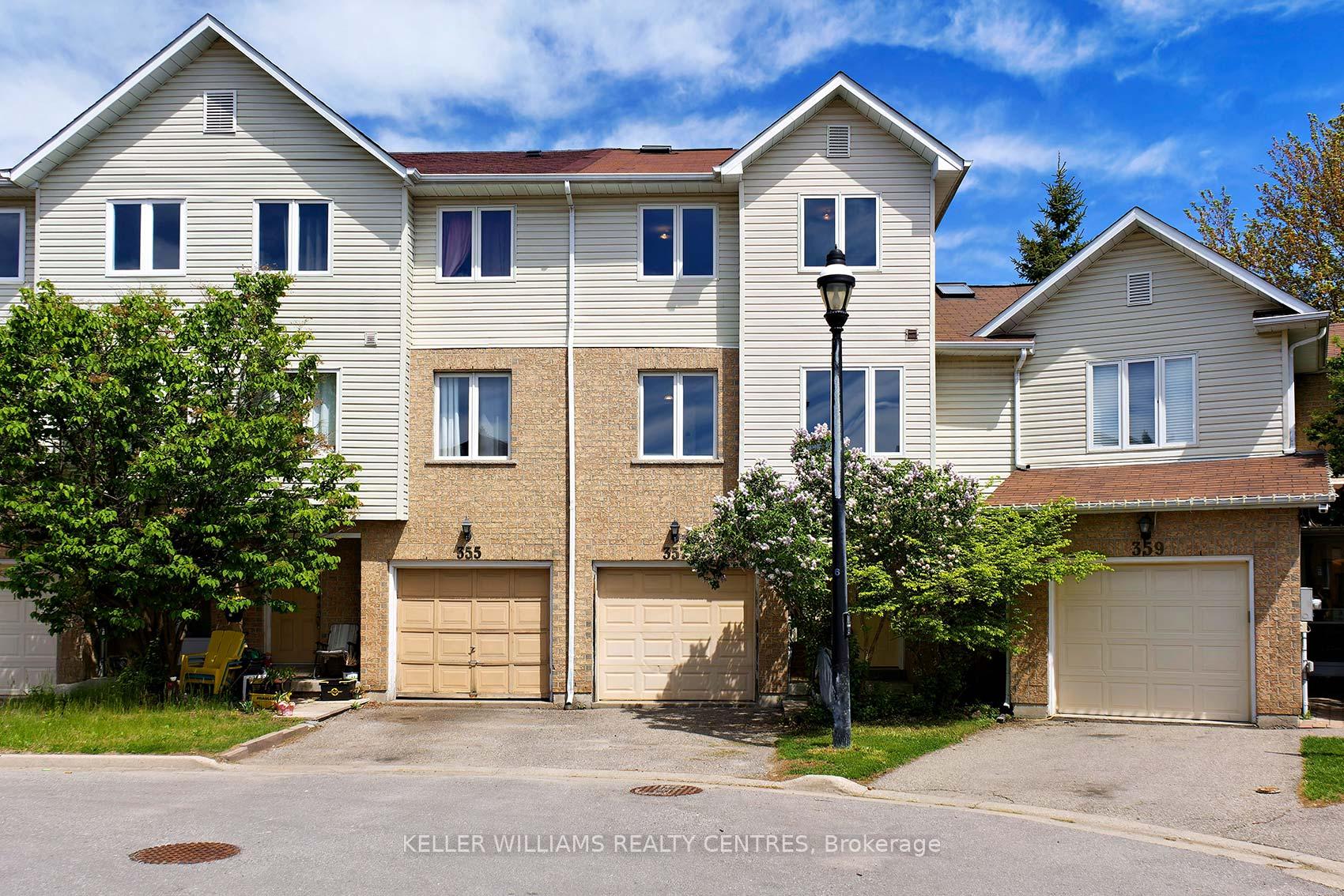 4 - 357 Riddell Court, Newmarket, ON L3Y 8M8