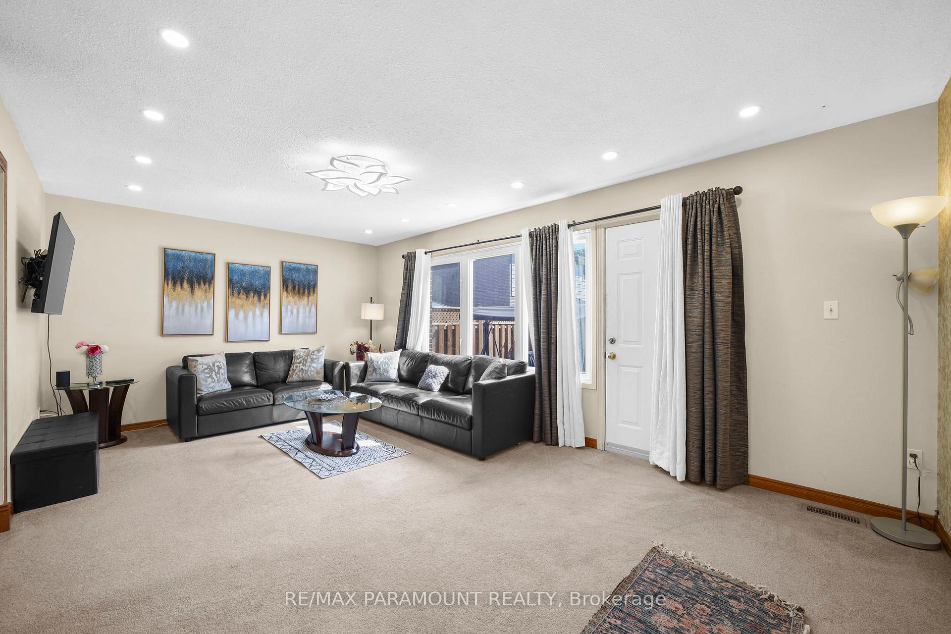 Hamilton Real Estate MLS® Listings & Houses For Sale