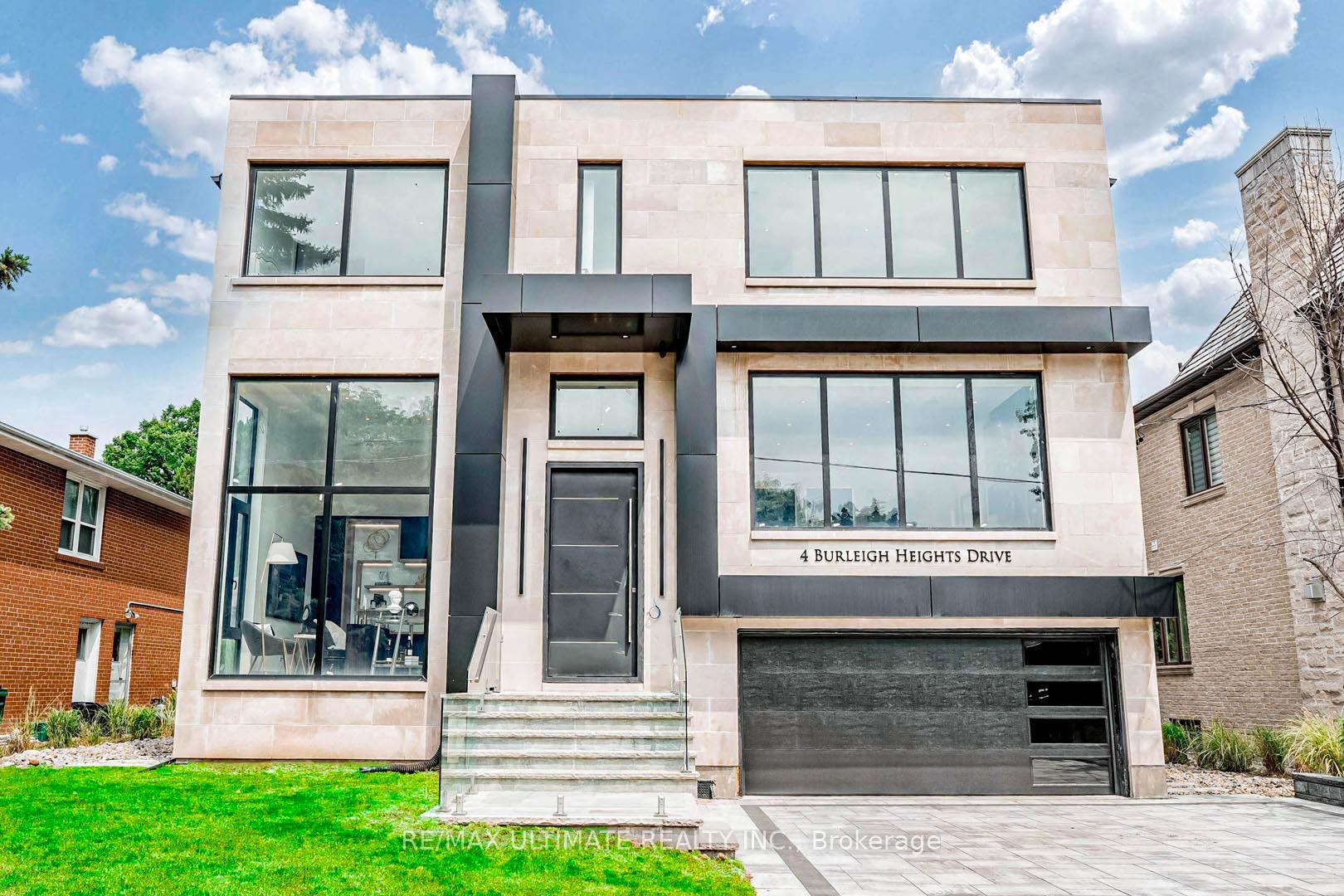 4 Burleigh Heights Drive, Toronto, ON M2K 1Y7