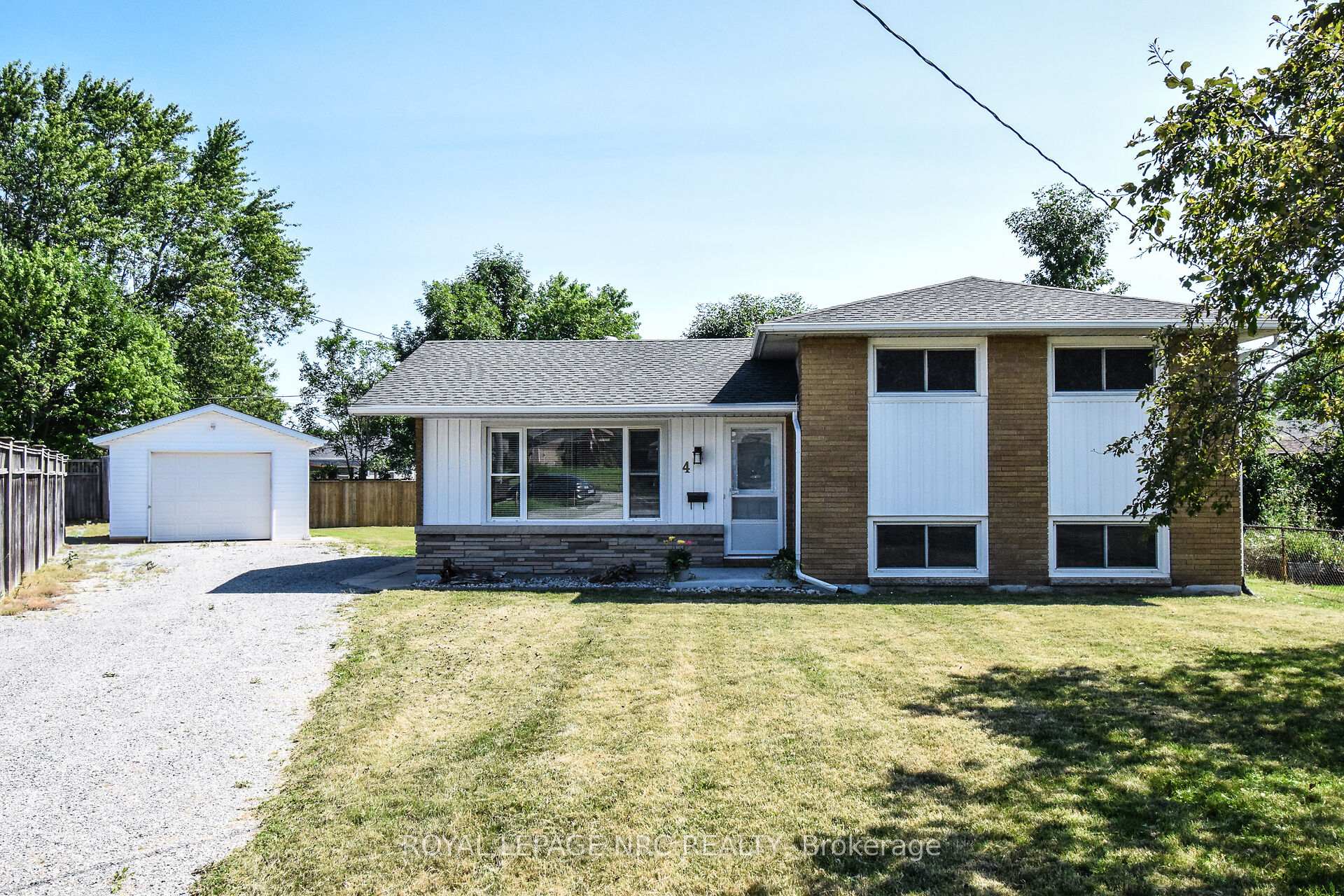4 Court Street, Fort Erie, ON L2A 2G4