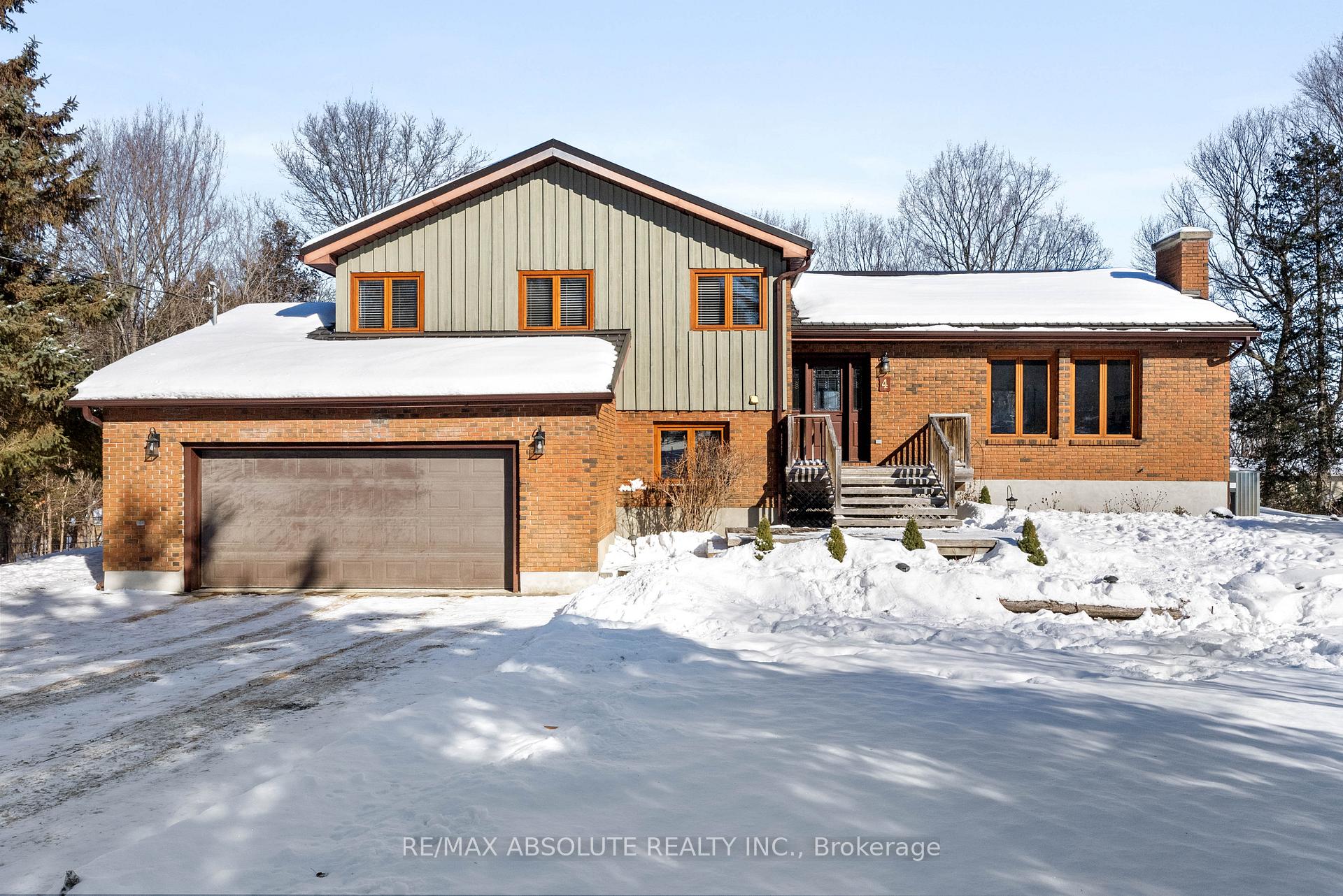 4 Rockwood Drive, McNab/Braeside, ON K0A 1G0