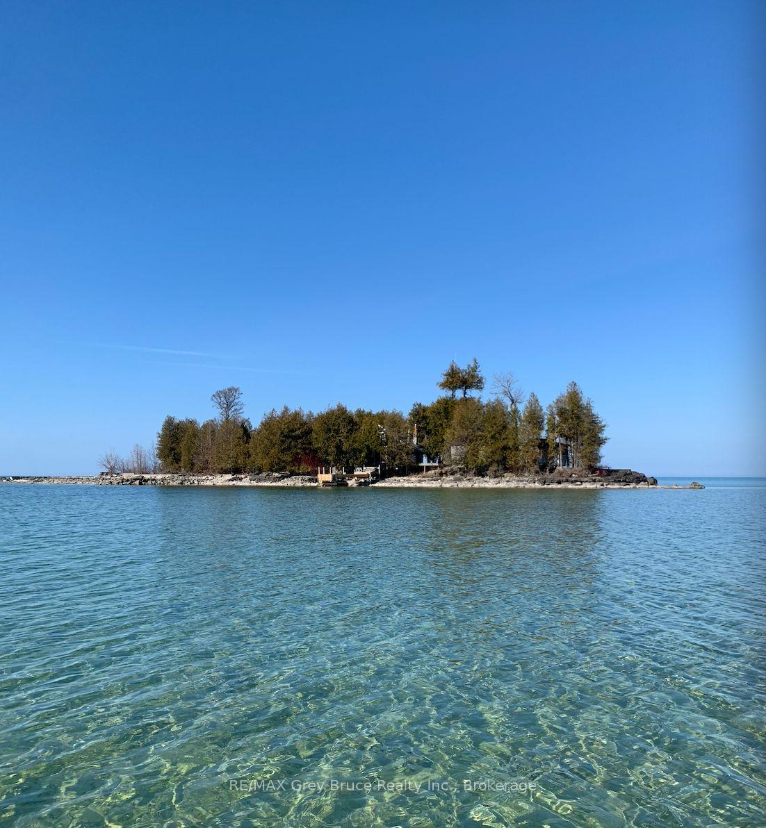 4 Scotch Bonnet Island, South Bruce Peninsula, ON N0H 2T0