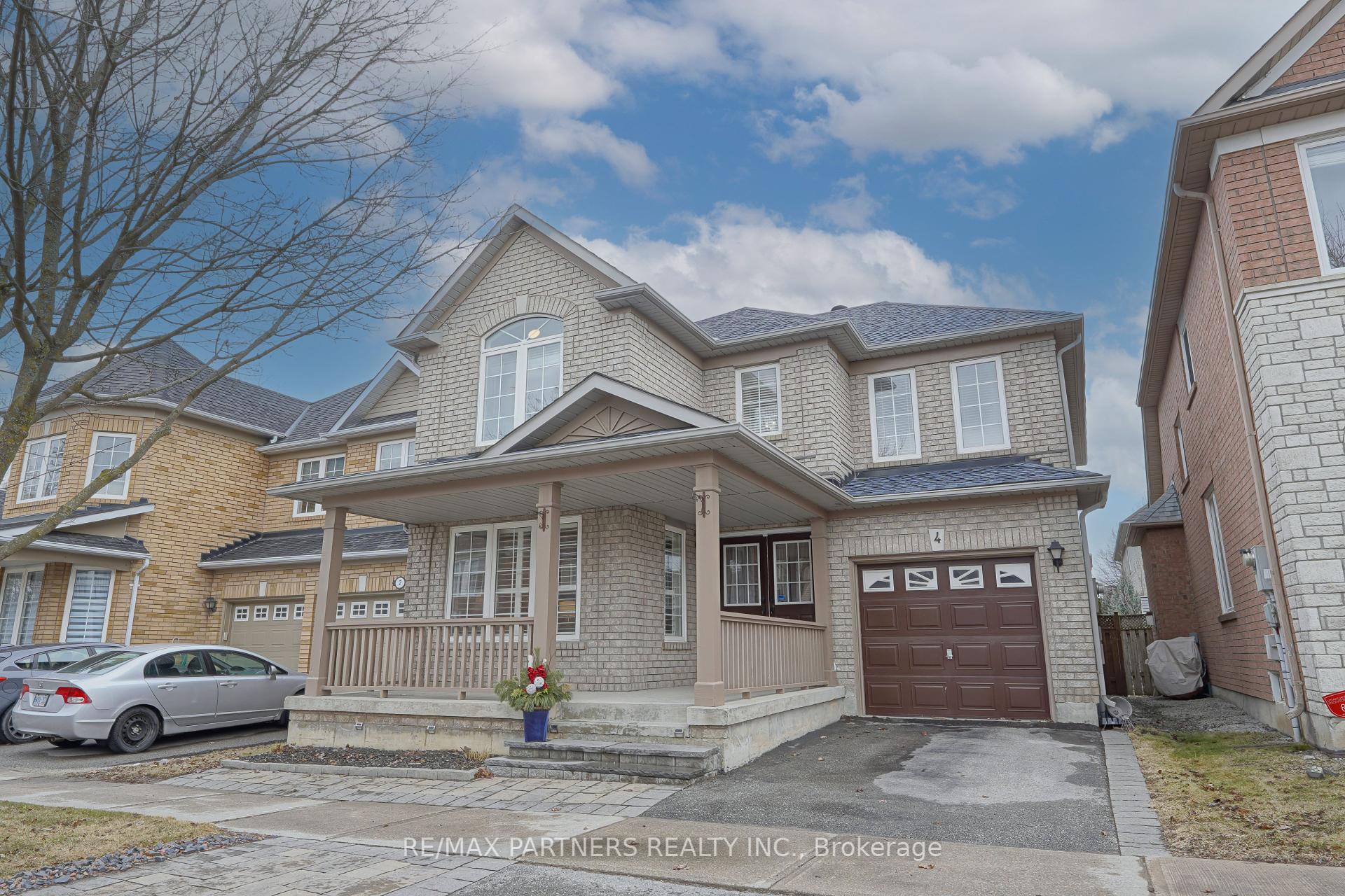 4 Tower Bridge Crescent, Markham, ON L6C 2N1