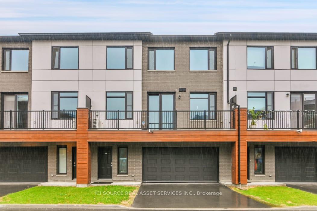 E - 4 Victor Street, Stittsville - Munster - Richmond, ON K2S 2Y6