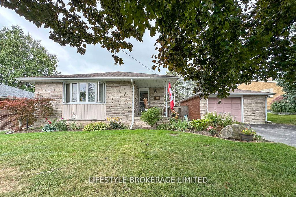 40 Ash Street, Scugog, ON L9L 1E2
