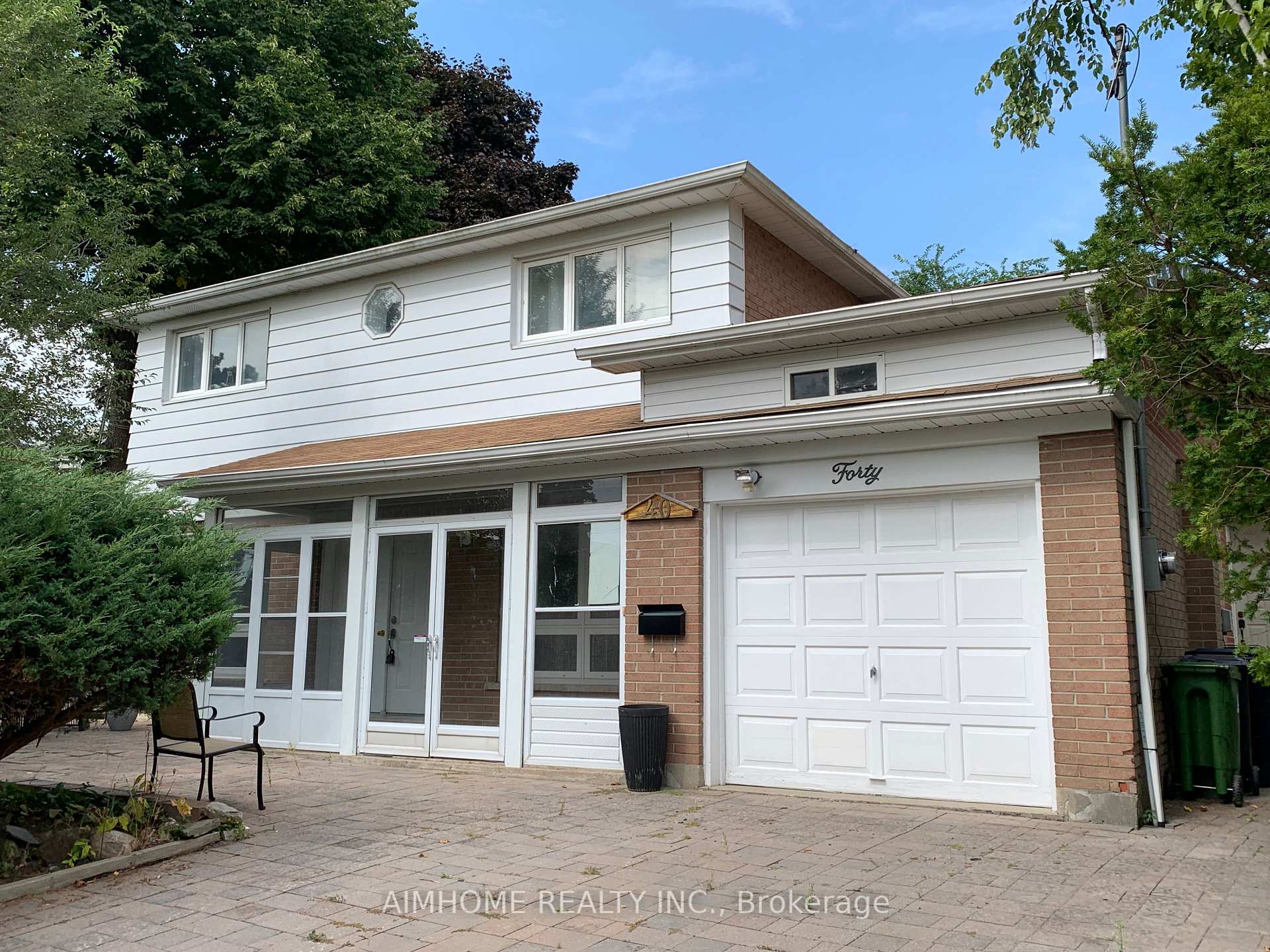 40 Axsmith Crescent, Toronto, ON M2J 3K3