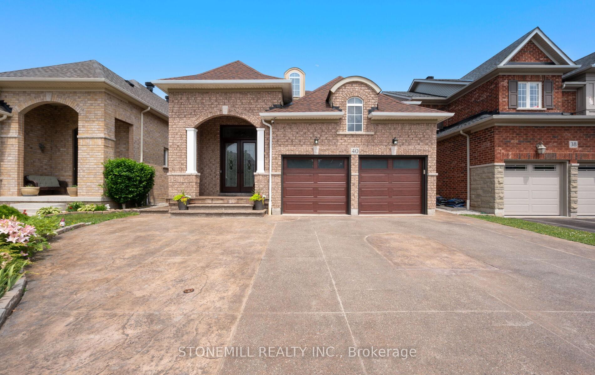 40 Barber Drive, Halton Hills, ON L7G 6M1