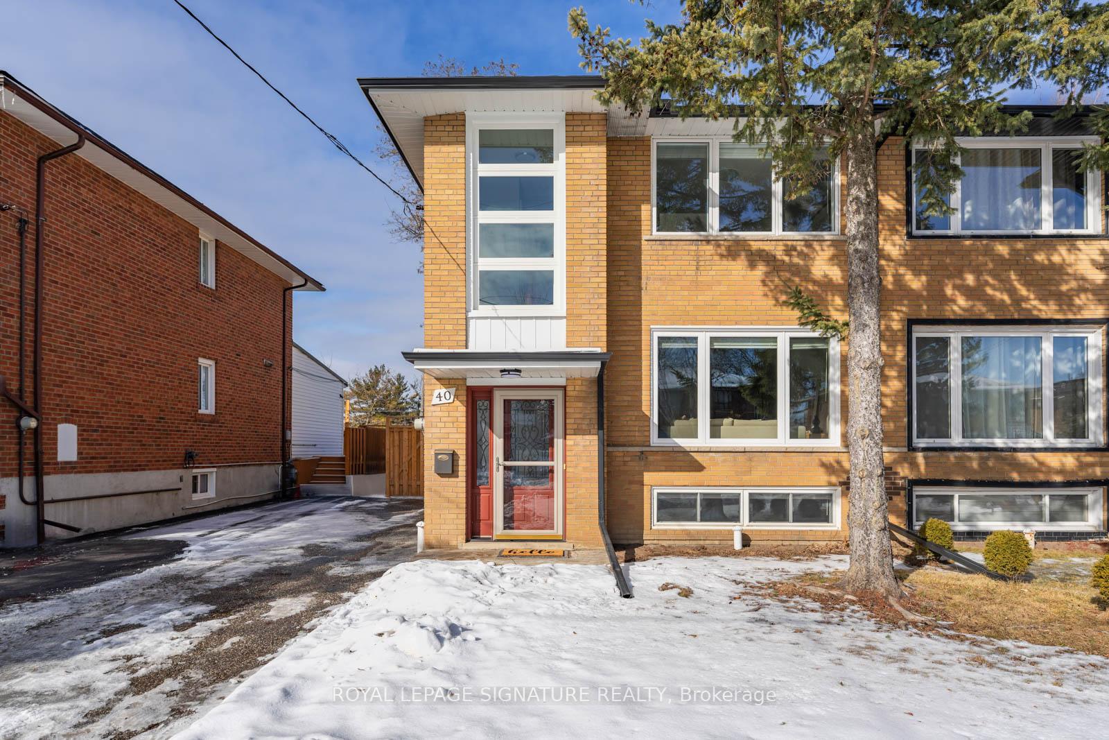 40 Daleside Crescent, Toronto, ON M4A 2H6