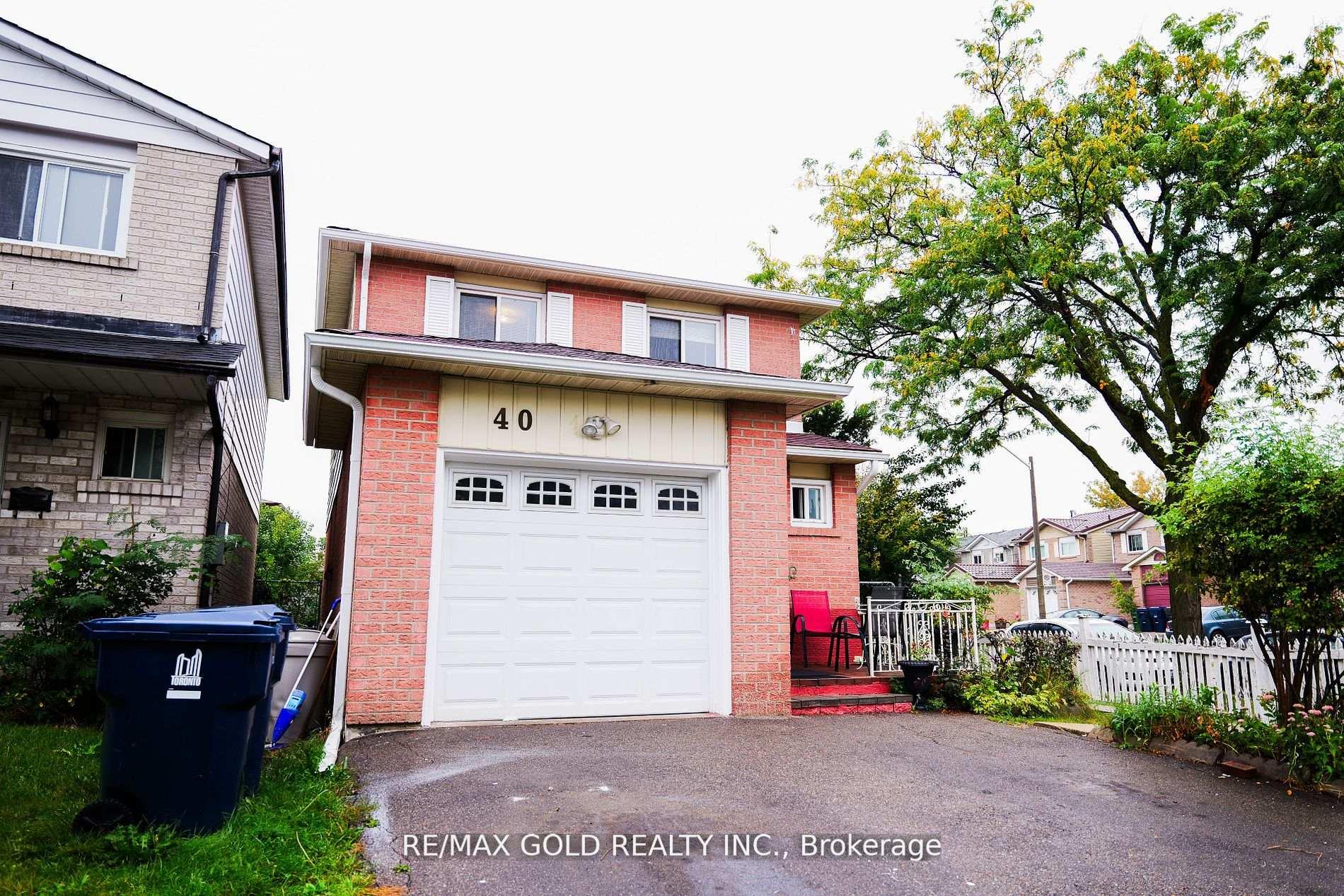 40 Glen Hollow Avenue, Toronto, ON M9W 6C6