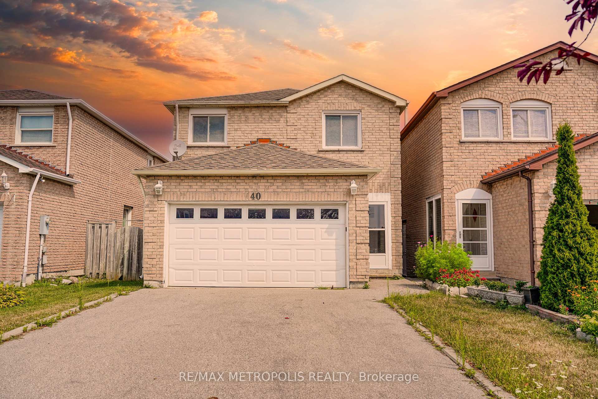 40 Lavron Court, Markham, ON L3S 2N8
