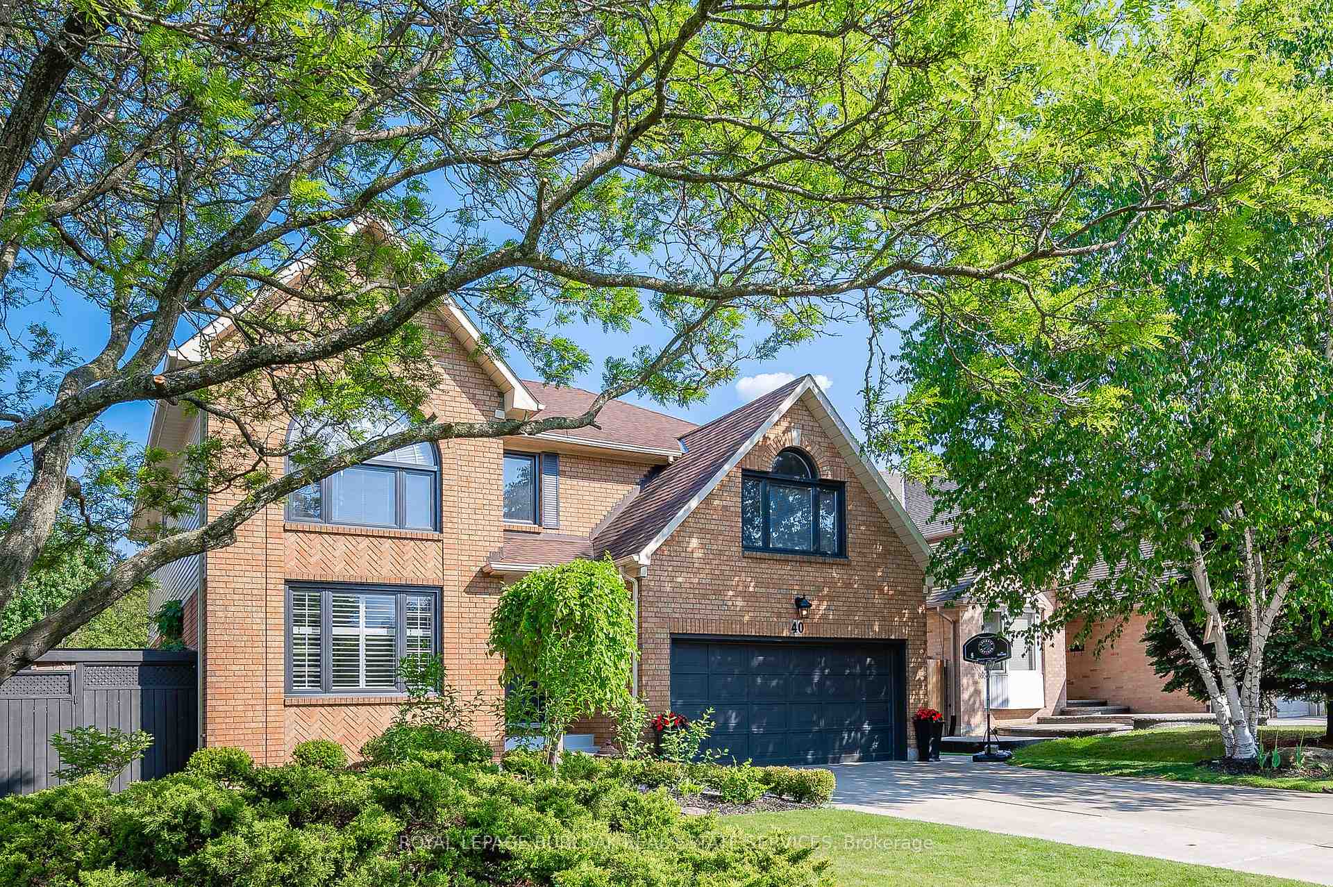 40 Springfield Boulevard, Hamilton, ON L9K 1H8
