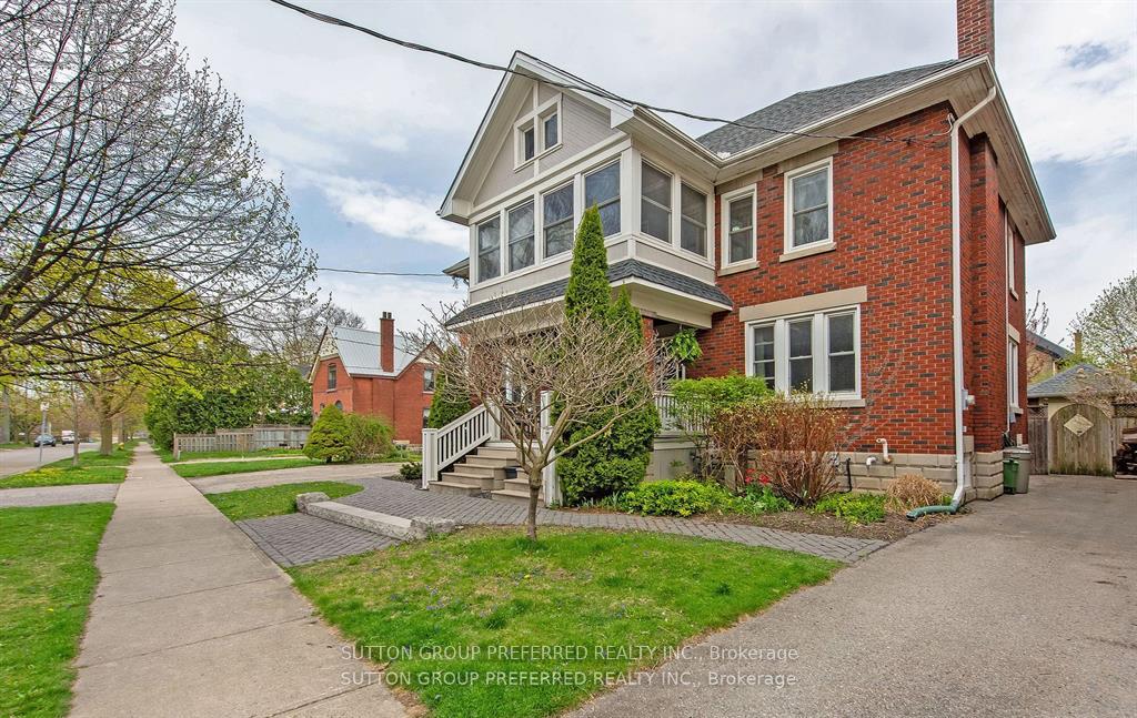40 Victor Street, London South, ON N6C 1B7