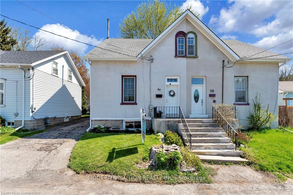 40 Walnut Lane, Brant, ON N3L 2K4