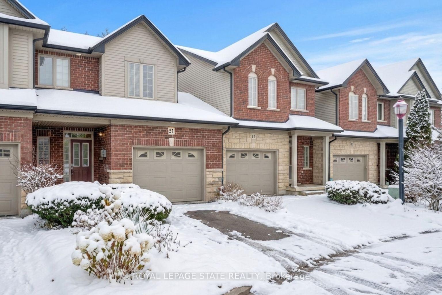 21 - 400 Stonehenge Drive, Hamilton, ON L9K 0A2